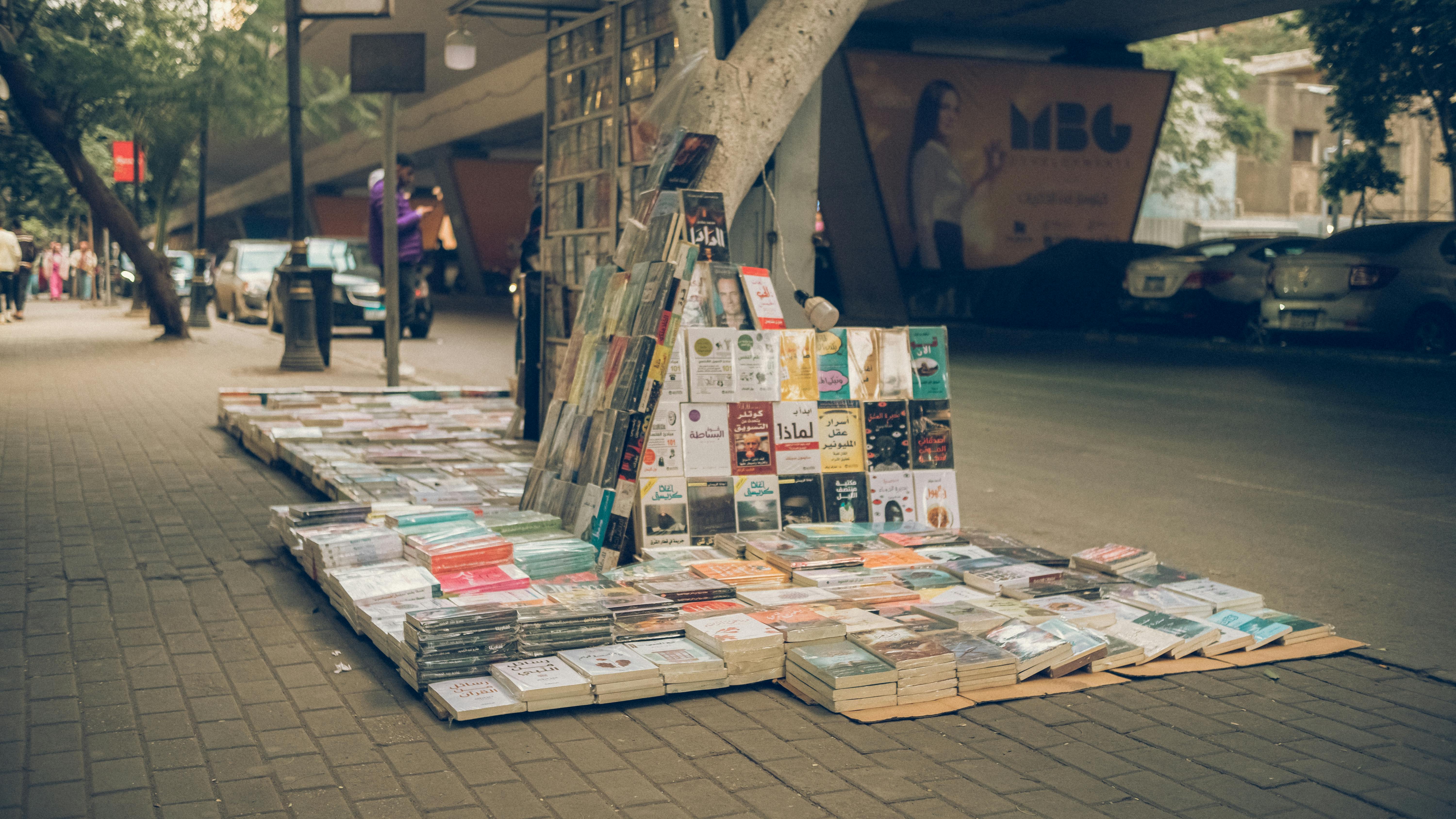 Street Stall with Books · Free Stock Photo