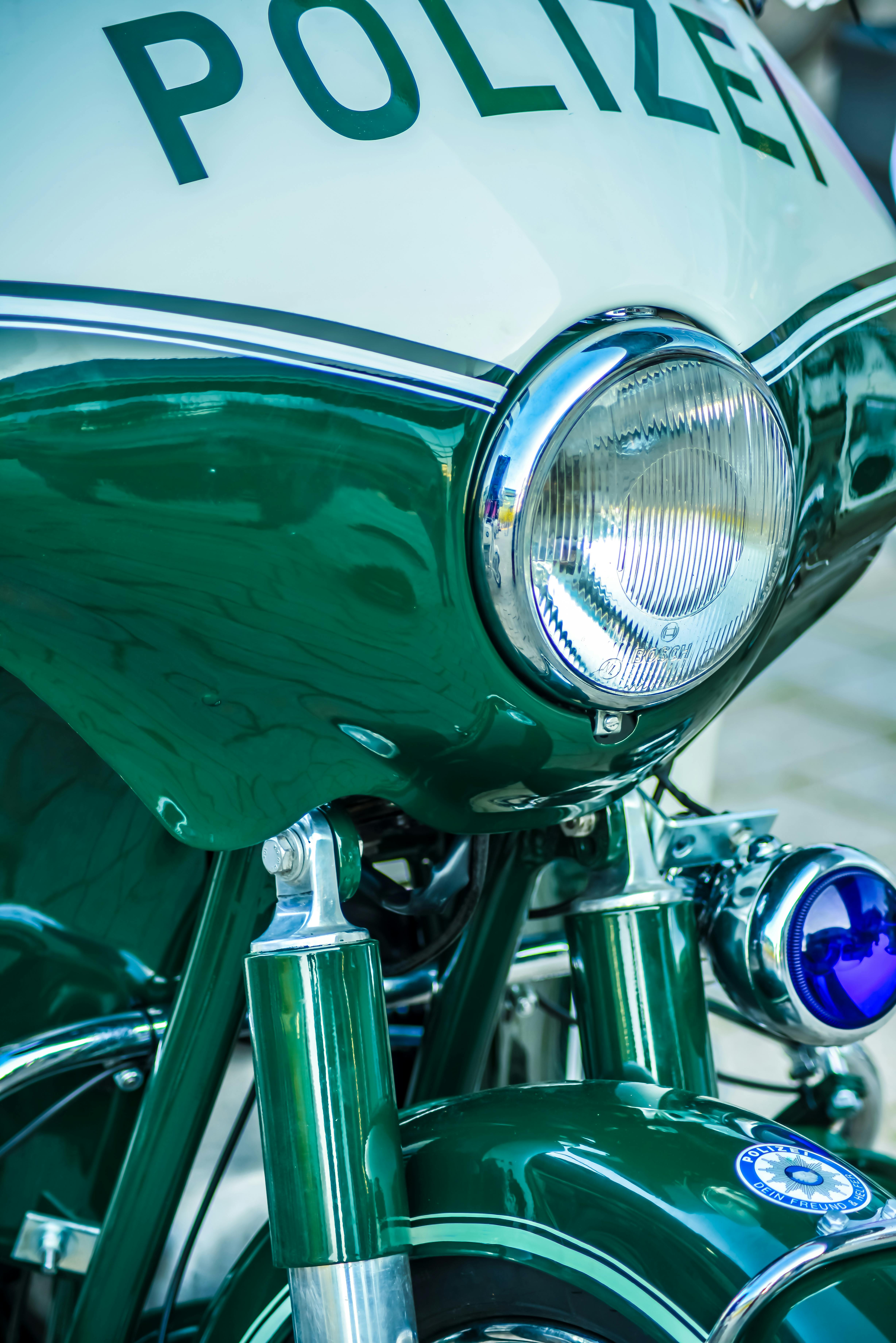 Police Lineup Background Photos, Download The BEST Free Police Lineup ...