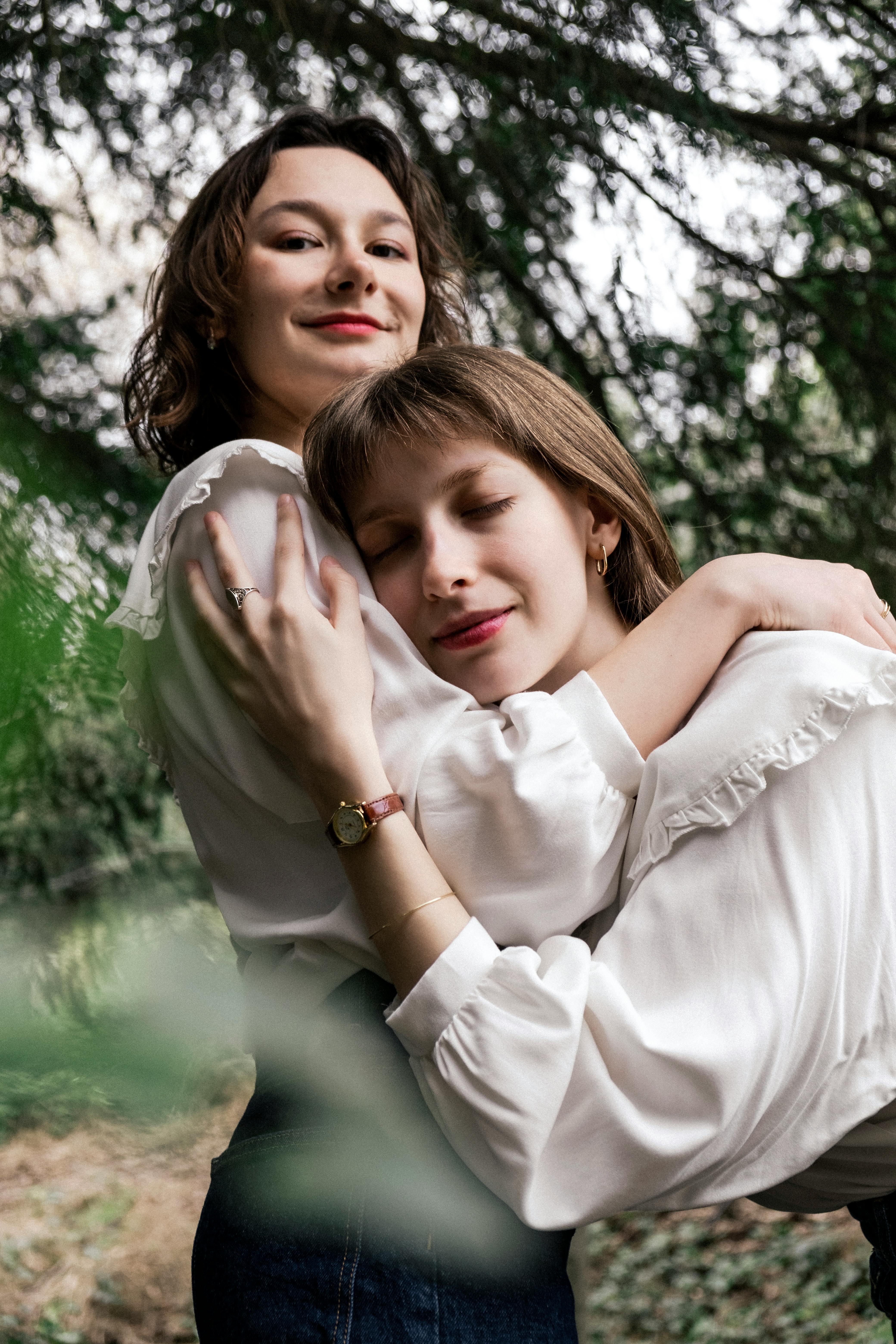 Models Smiling Photos, Download The BEST Free Models Smiling Stock ...