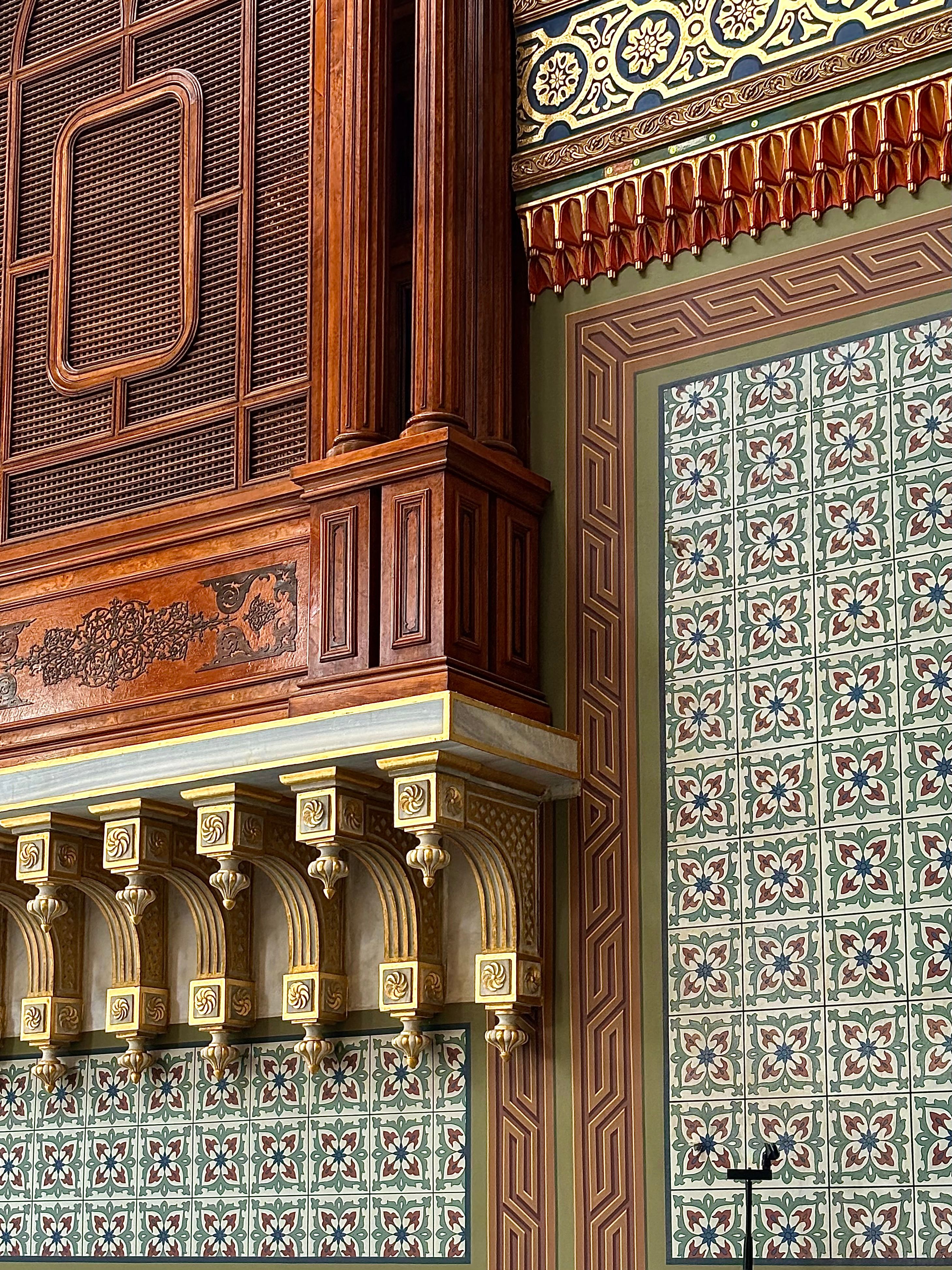 Tiled Wall inside the Yildiz Hamidiye Mosque · Free Stock Photo