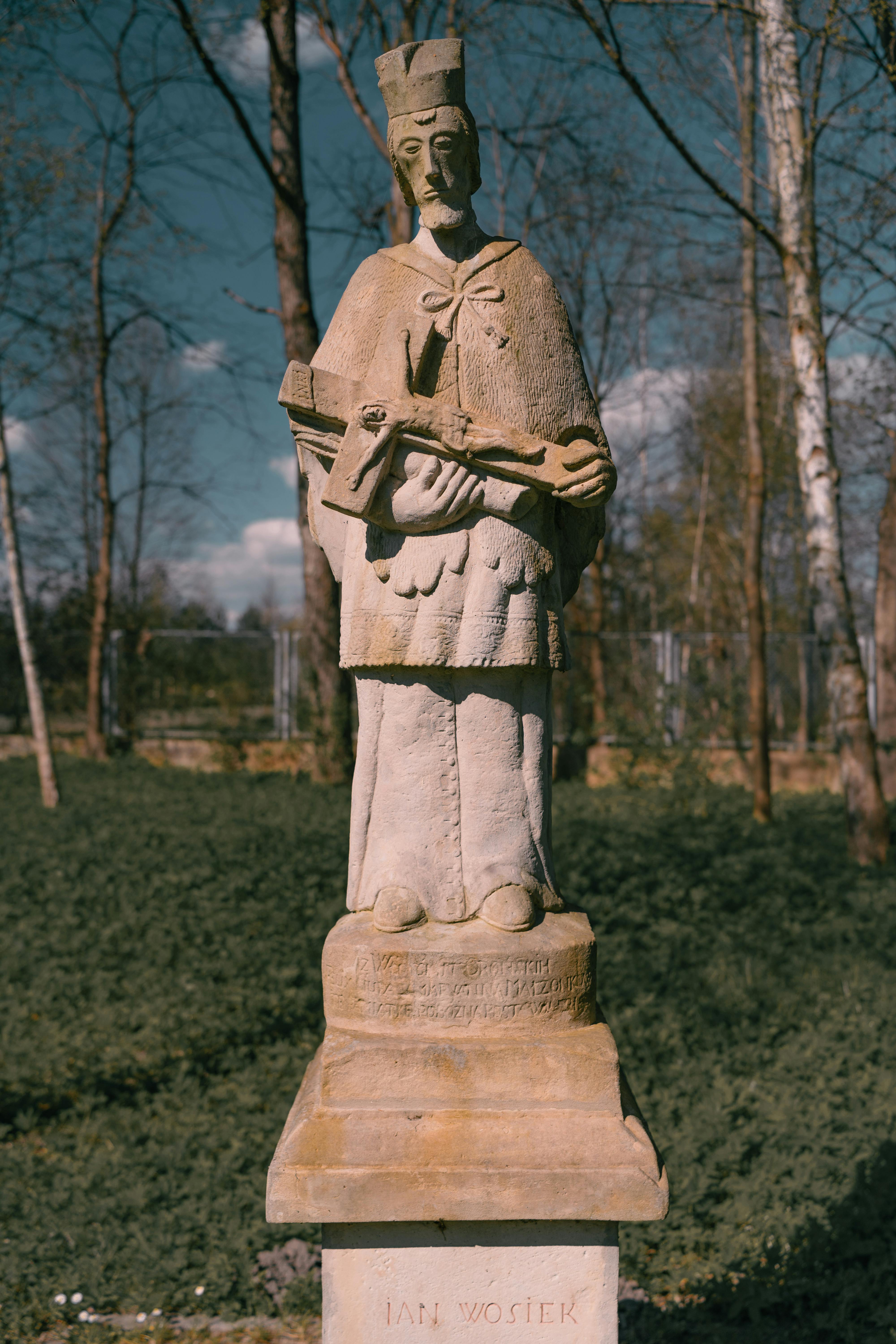 Art In Forest Photos, Download The BEST Free Art In Forest Stock Photos ...