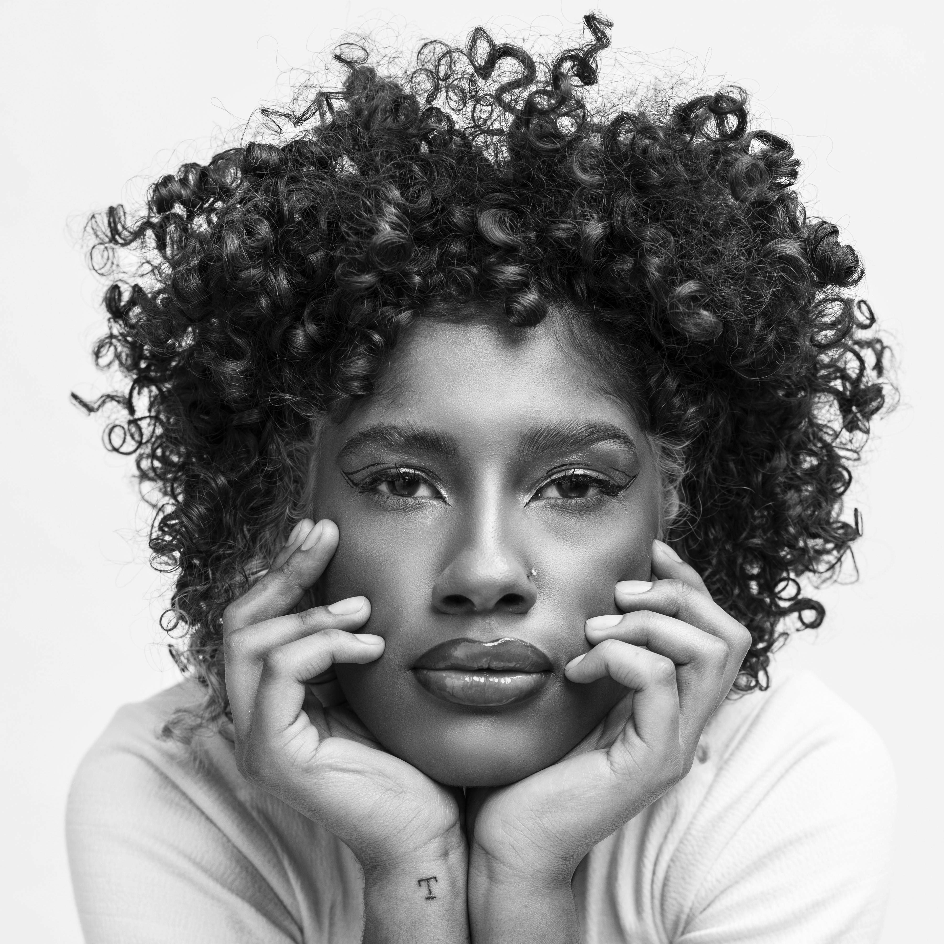 Eye Contact Photos, Download The BEST Free Eye Contact Stock Photos ...