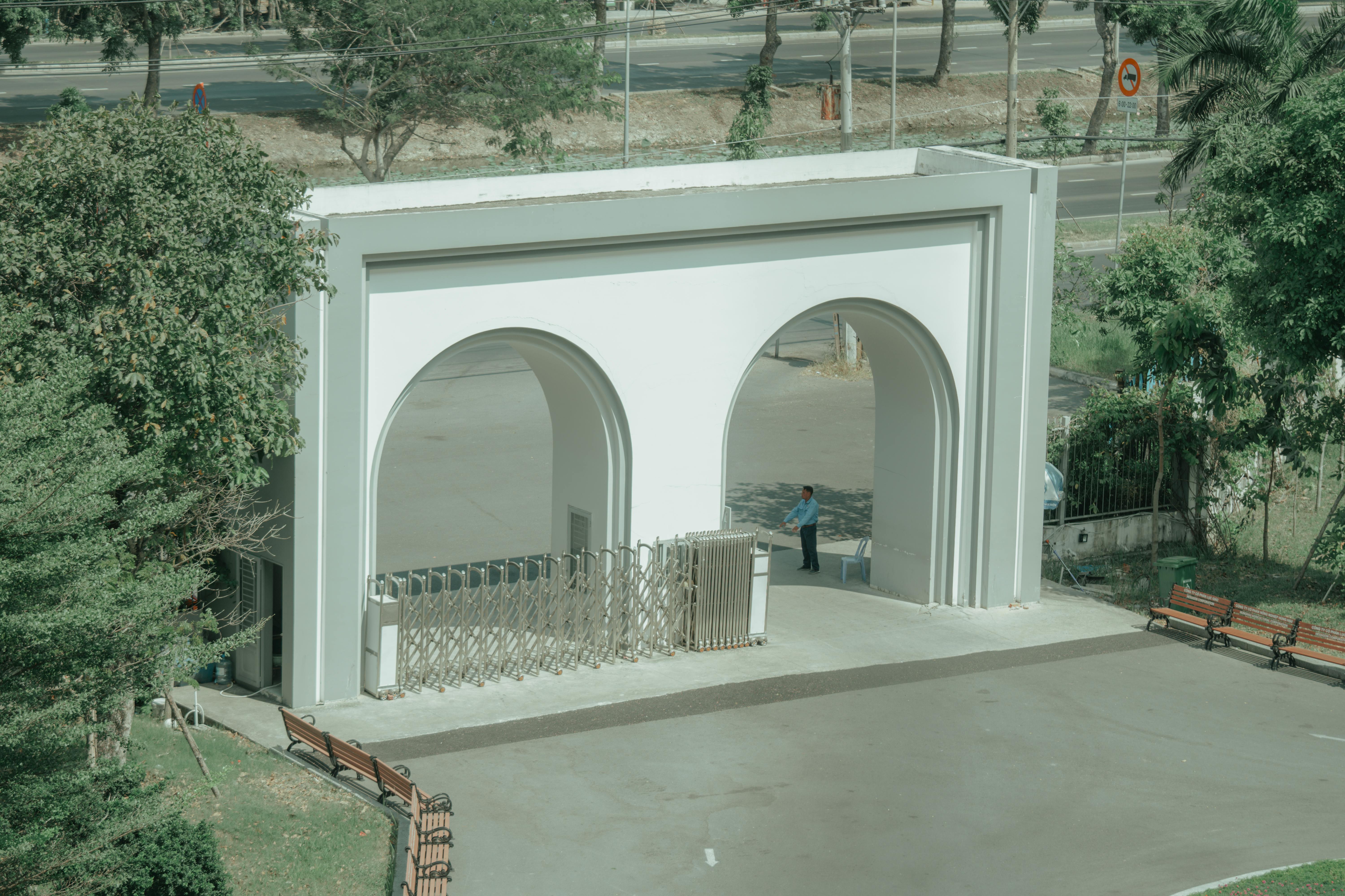 Entrance Gate in Park · Free Stock Photo