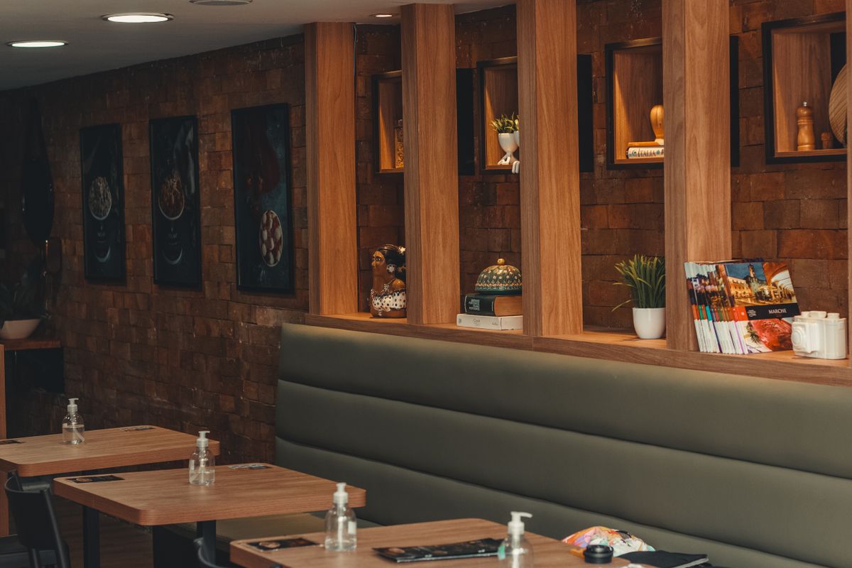 Restaurant Interior Photos, Download The BEST Free Restaurant Interior ...