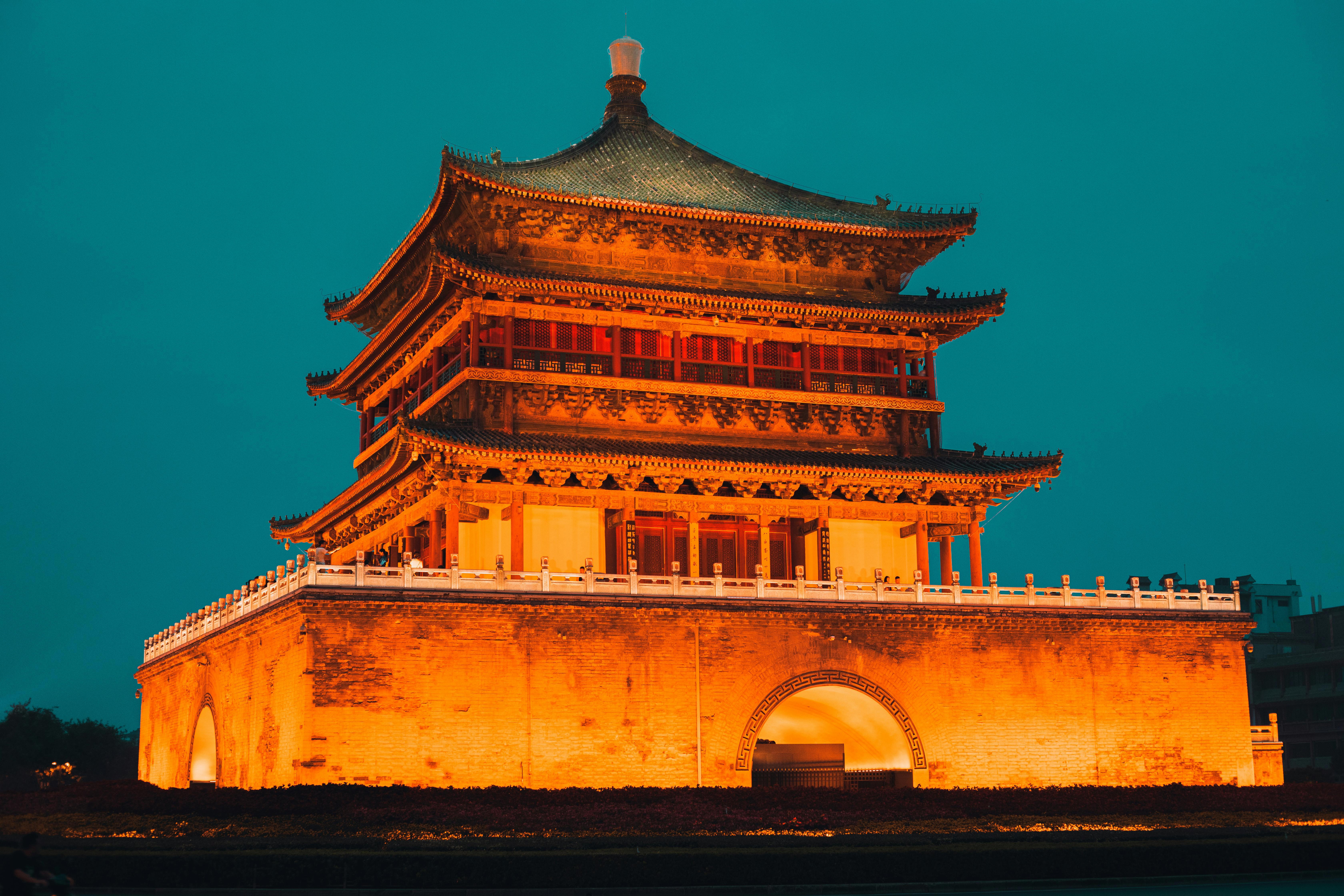 Illuminated Facade of the Bell Tower of Xian in China · Free Stock Photo
