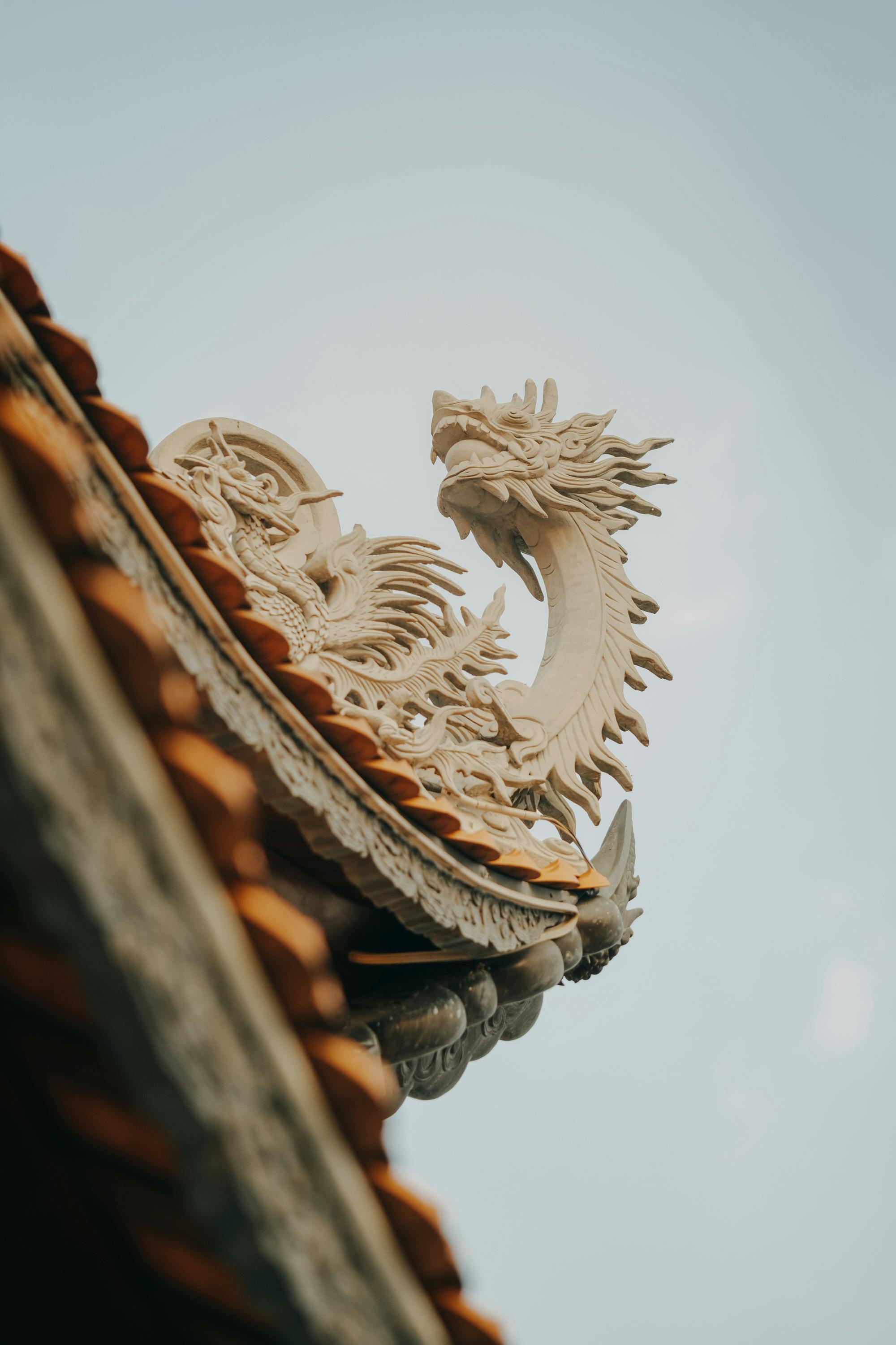 Gray Dragon Statue · Free Stock Photo