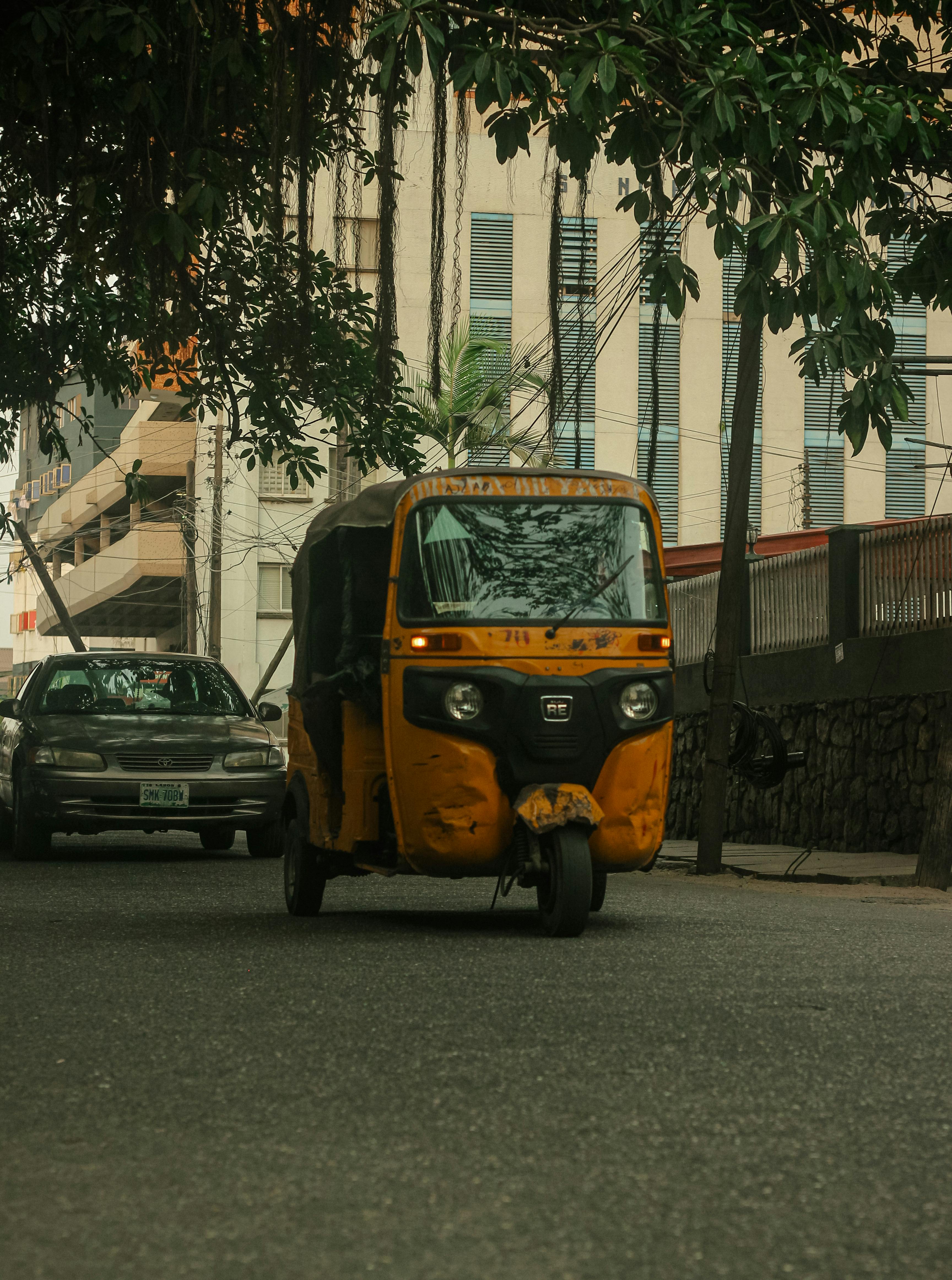 Rickshaw on Street · Free Stock Photo