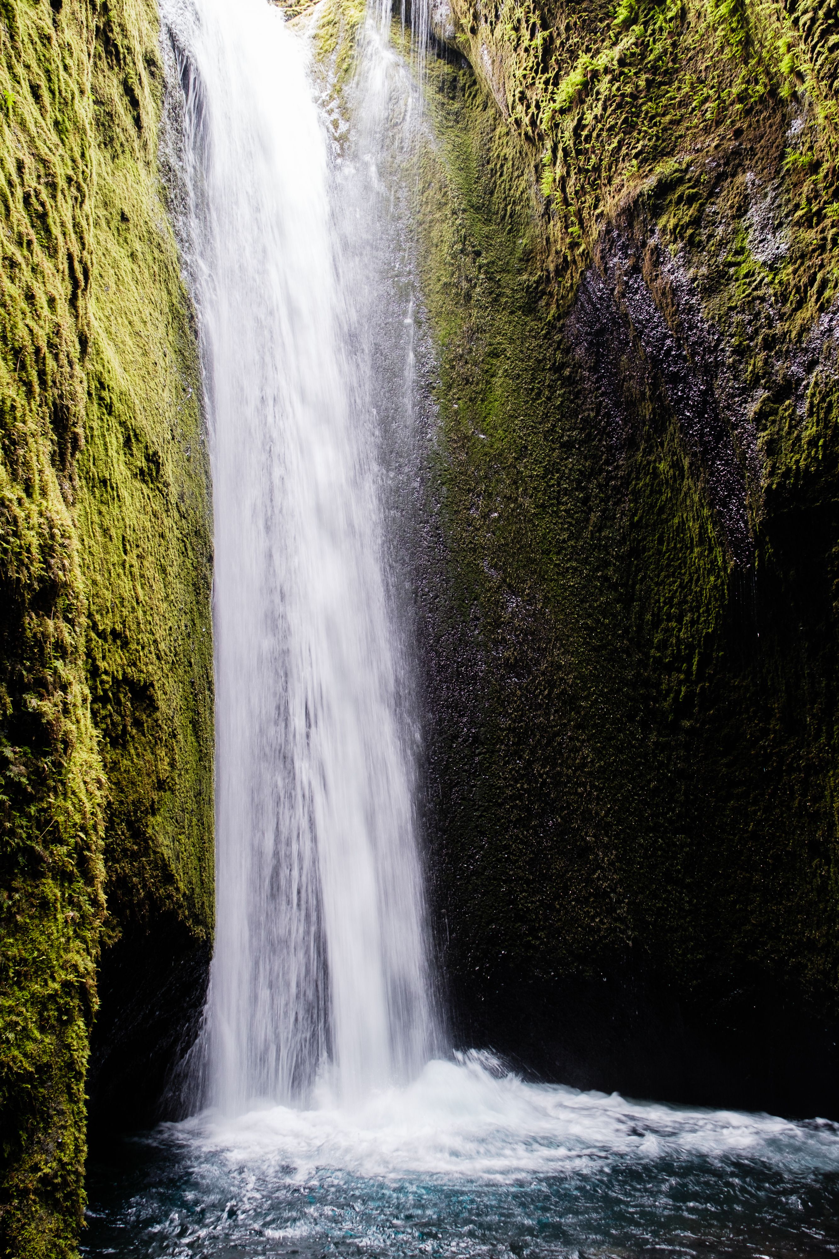 Landscape Photography of Waterfall · Free Stock Photo
