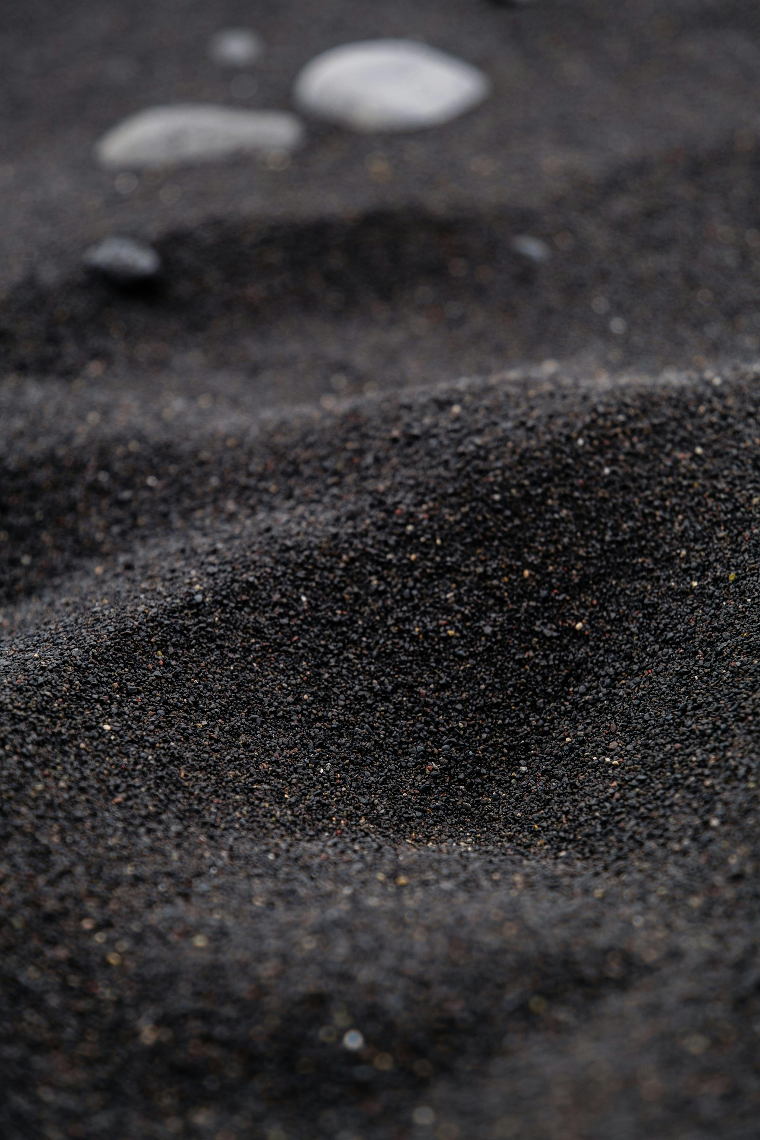 Barren Sand on Beach · Free Stock Photo