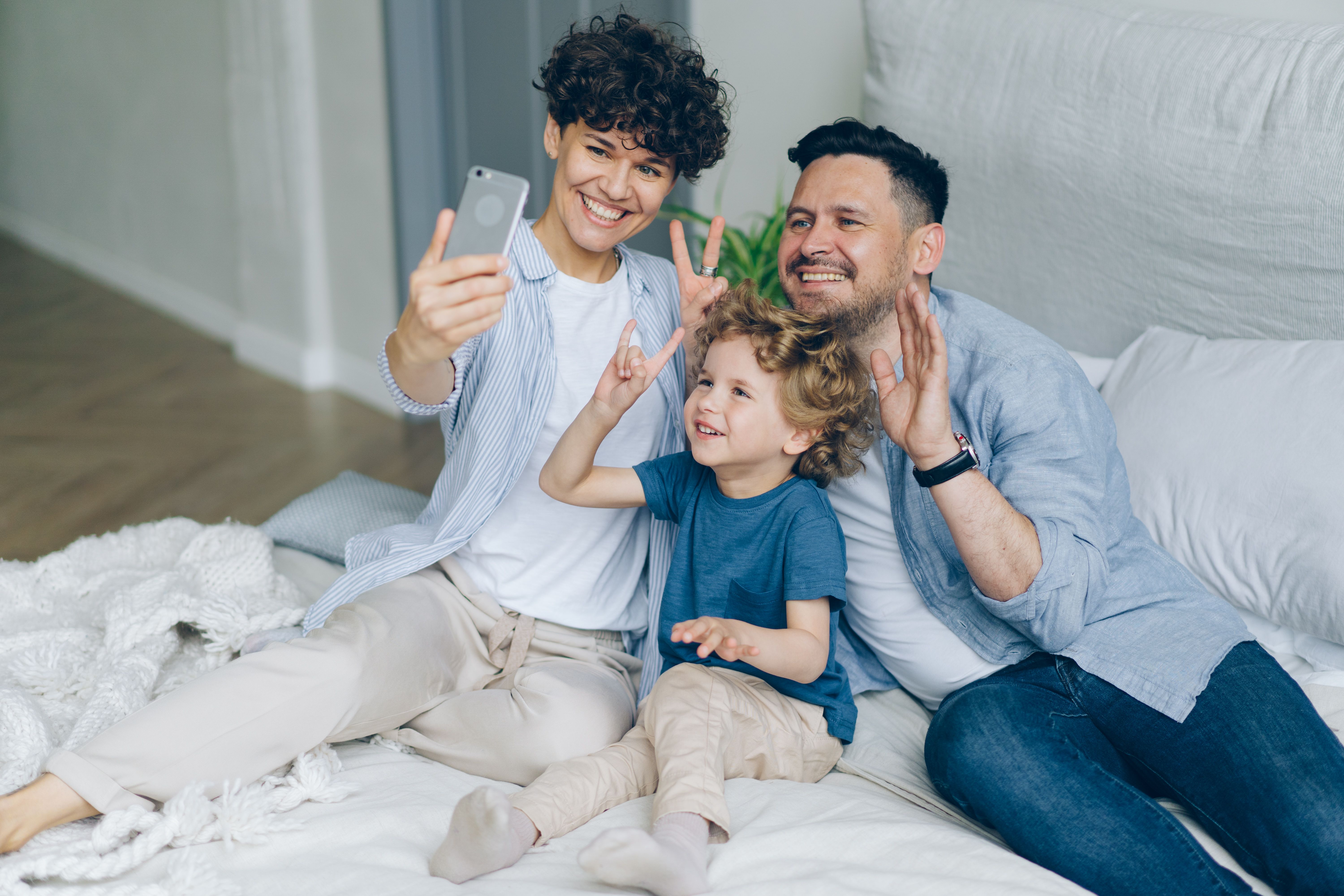 Selfie In Bedroom Male Photos Download The Best Free Selfie In Bedroom