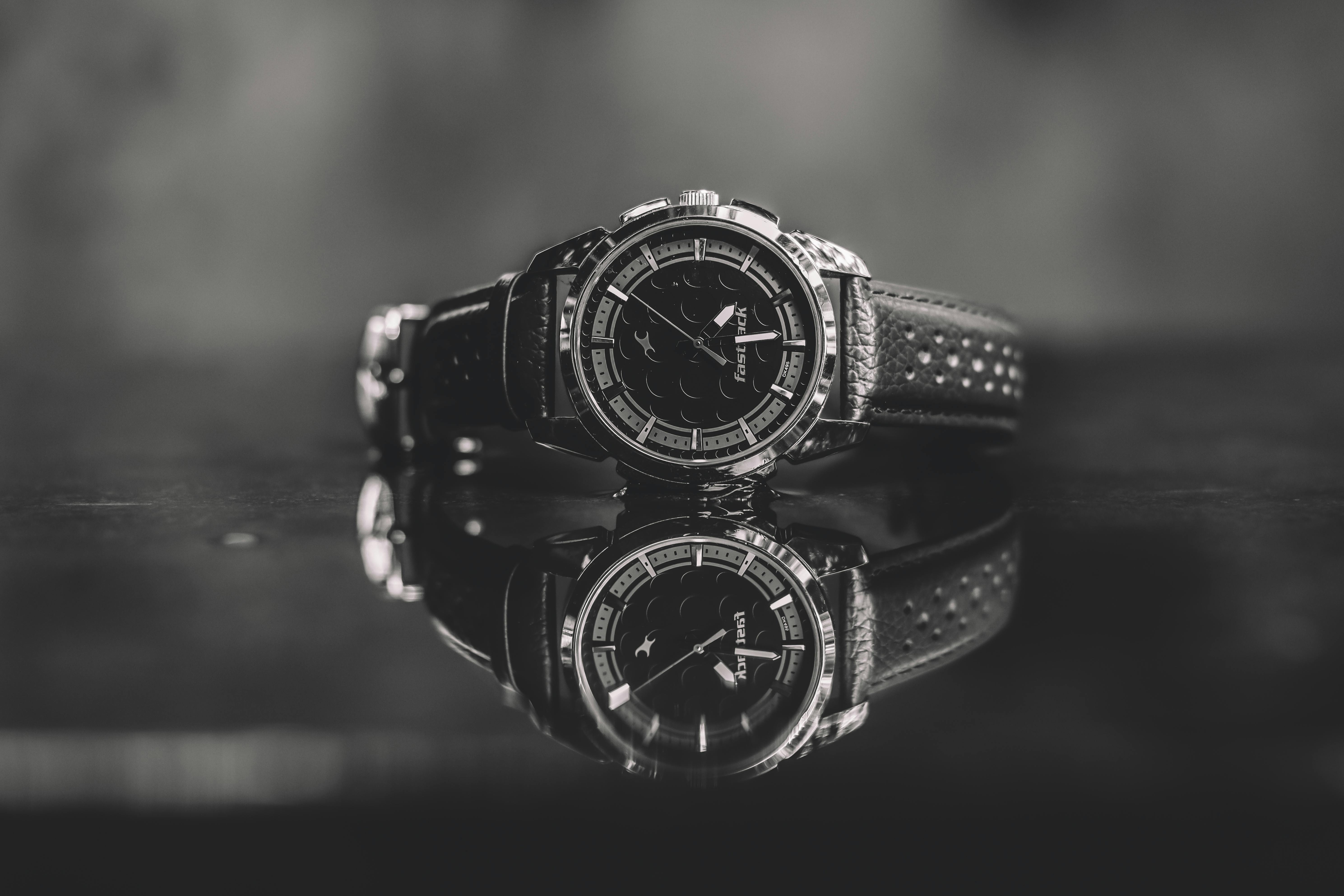 Black Watch in a Studio · Free Stock Photo