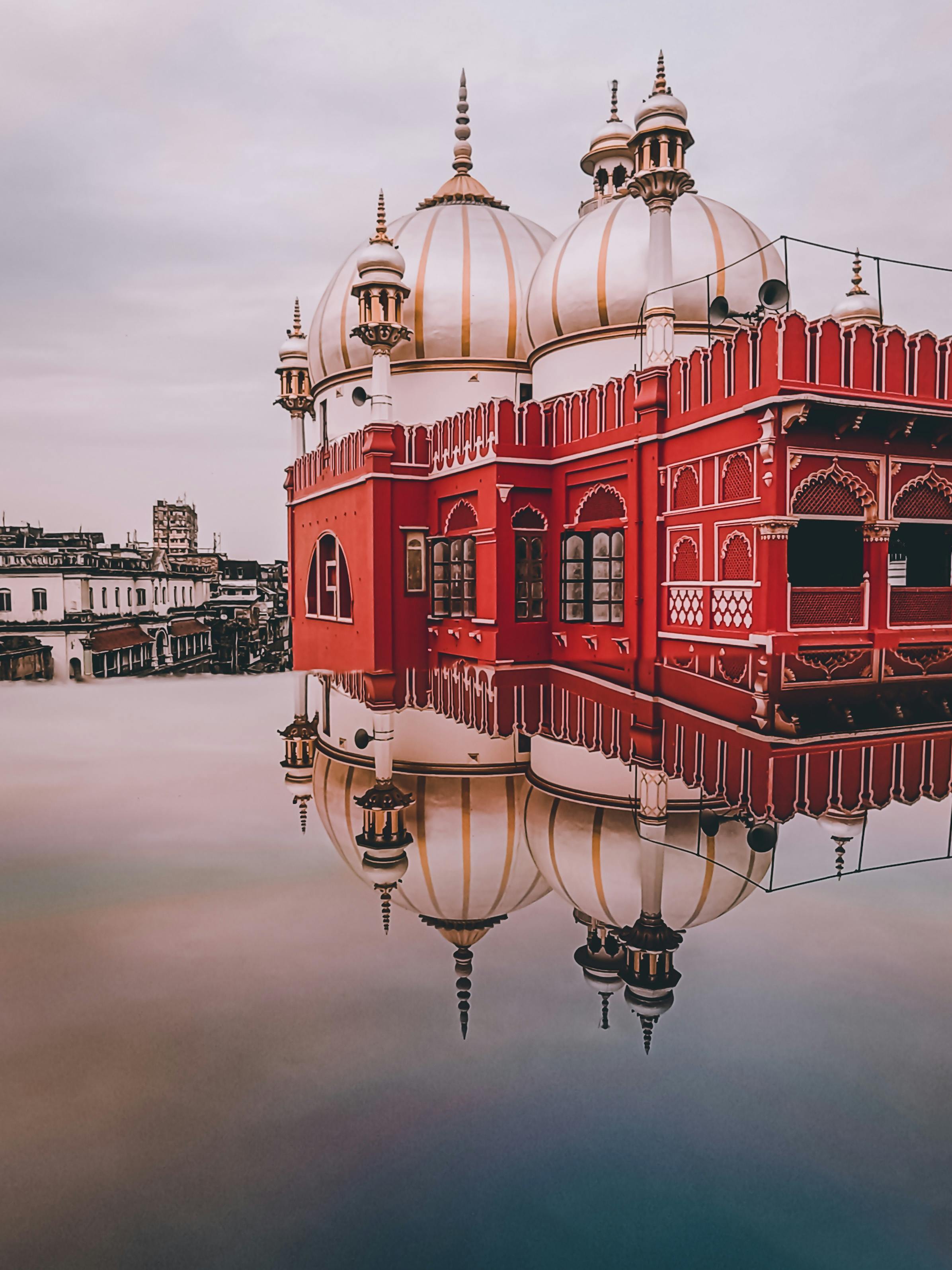 Red Mosque by the Street in India · Free Stock Photo