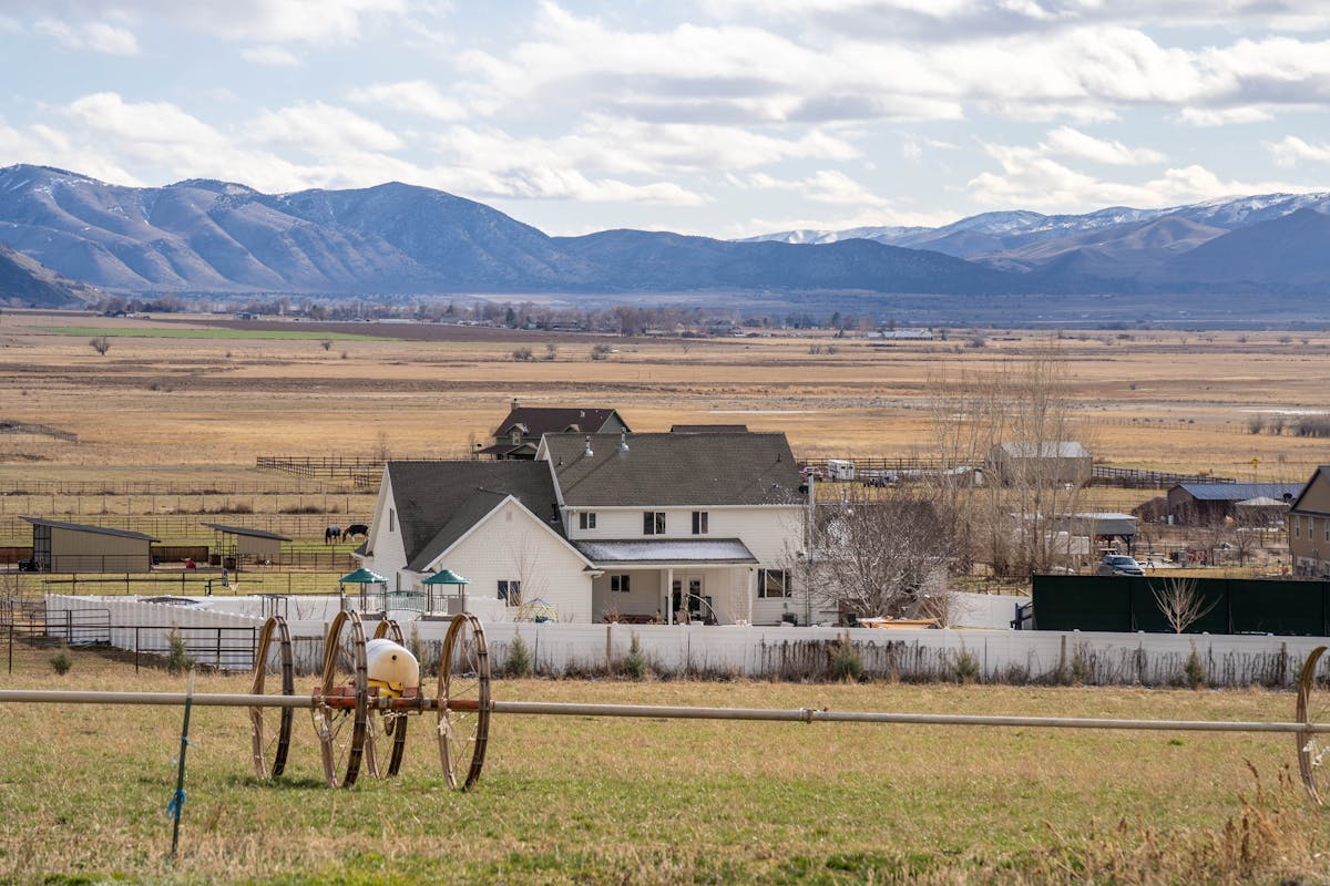 Ranch House Photos, Download The BEST Free Ranch House Stock Photos ...