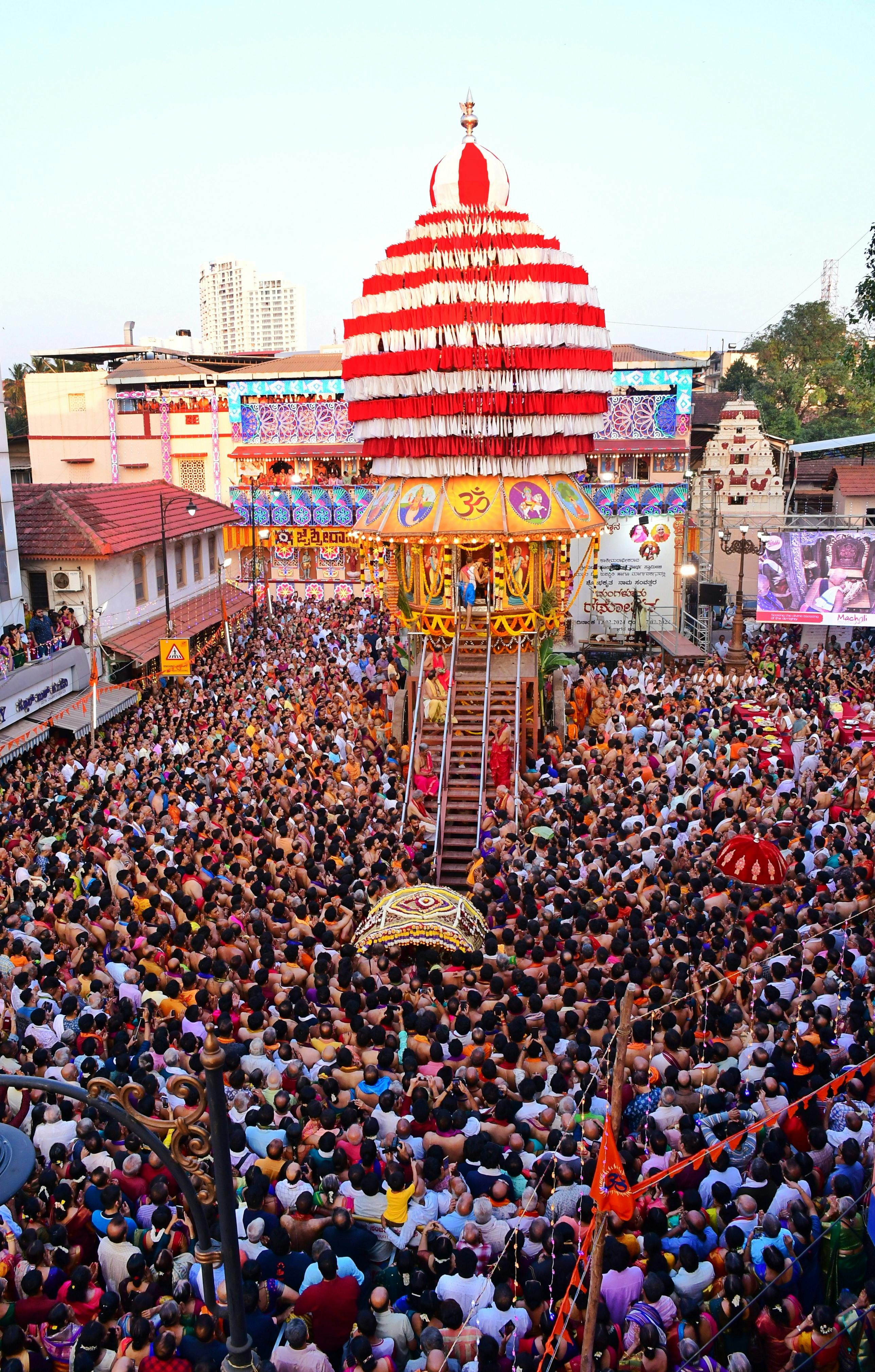 Asian Flags, Asean Buildings Photos, Download The BEST Free Asian Flags ...