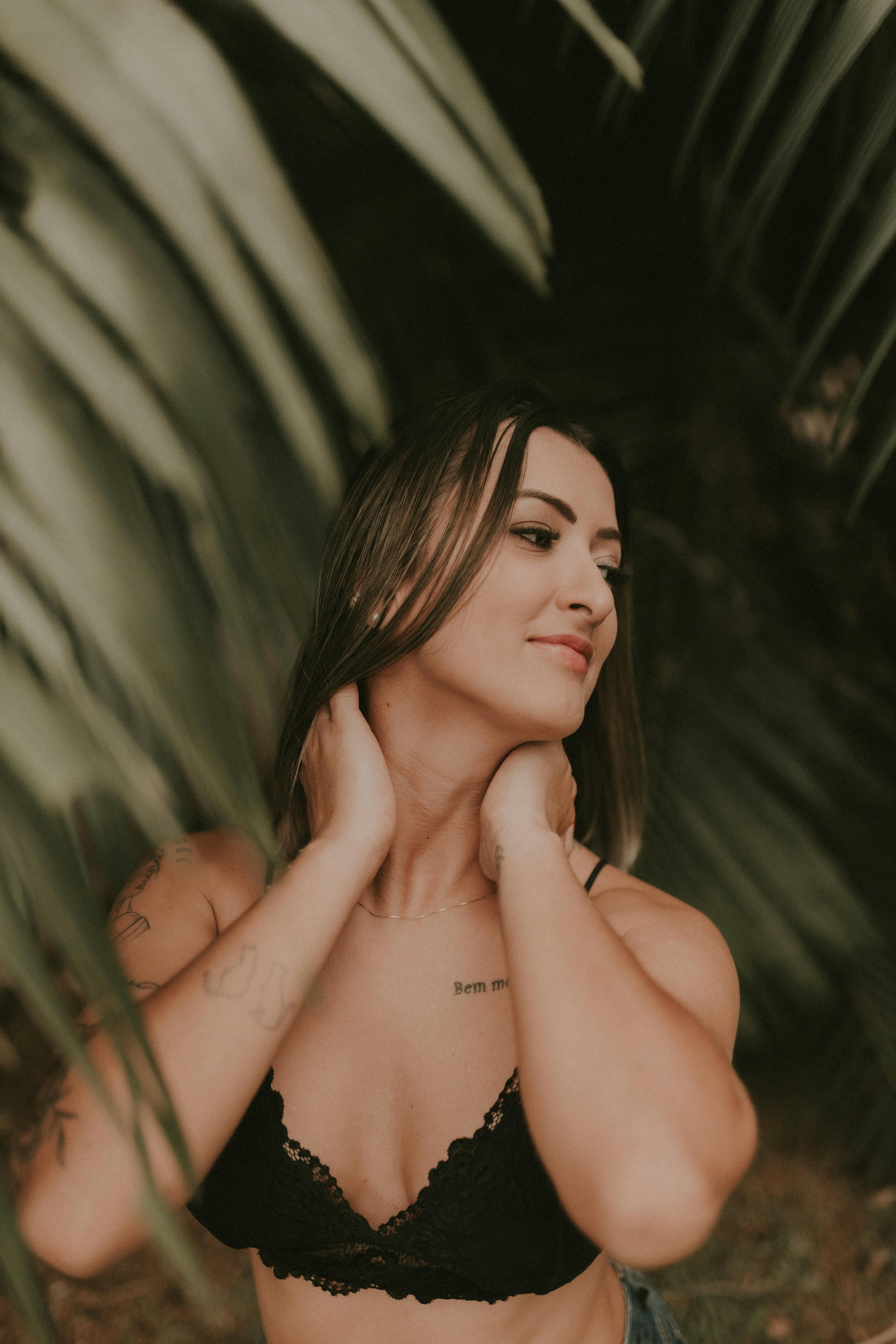 Model in Bra · Free Stock Photo