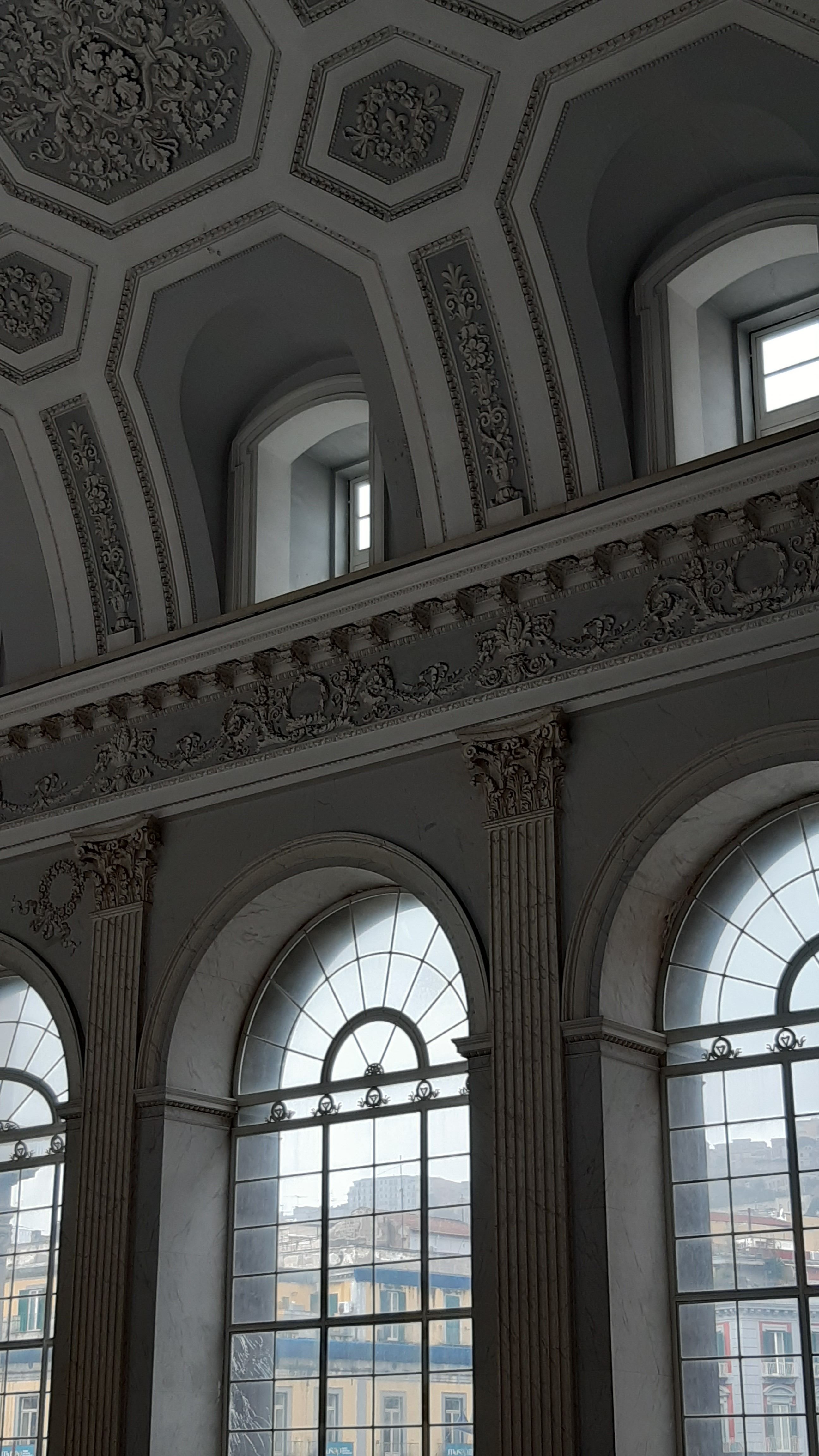 Windows in a Palace · Free Stock Photo