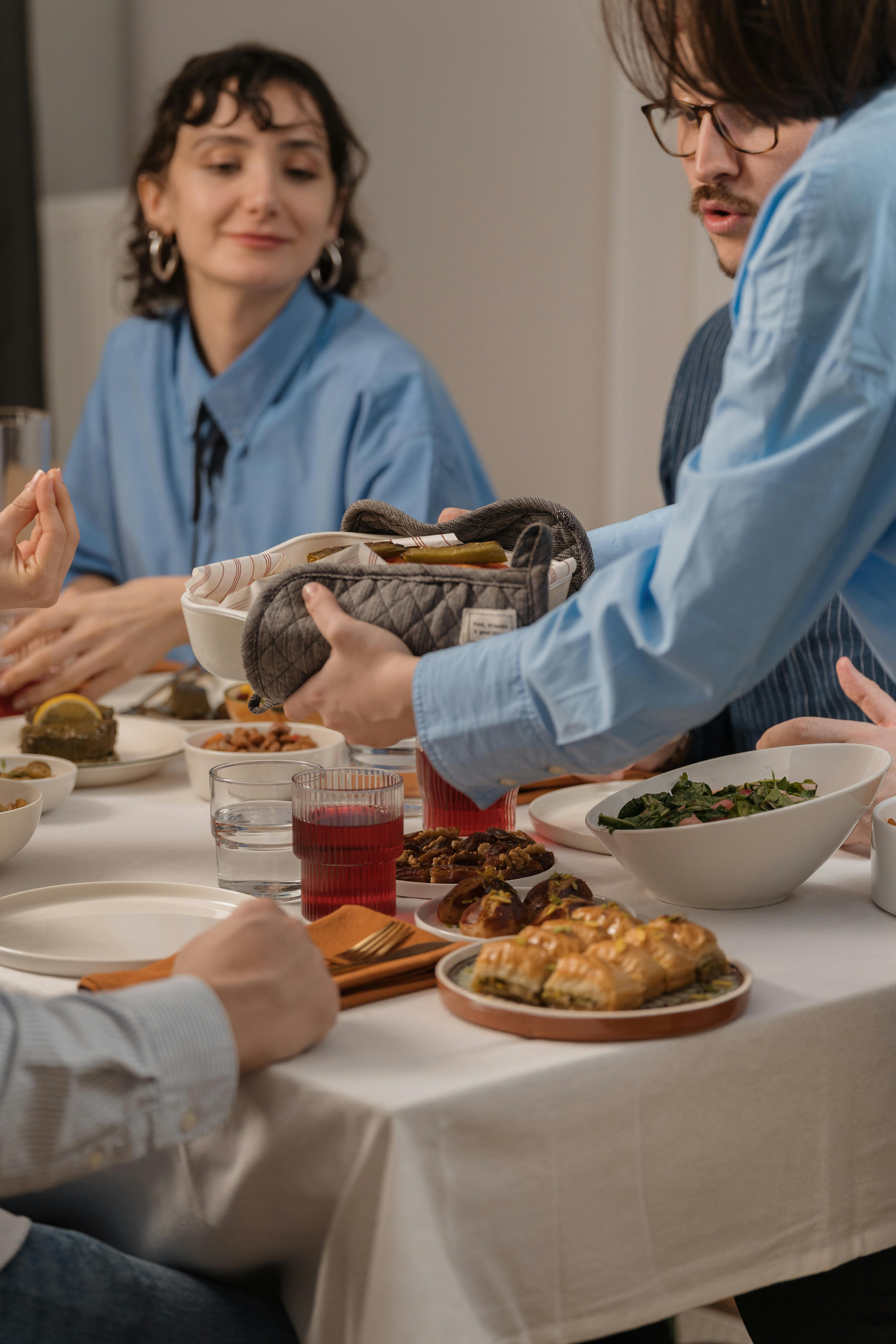 People At Table Photos, Download The BEST Free People At Table Stock ...