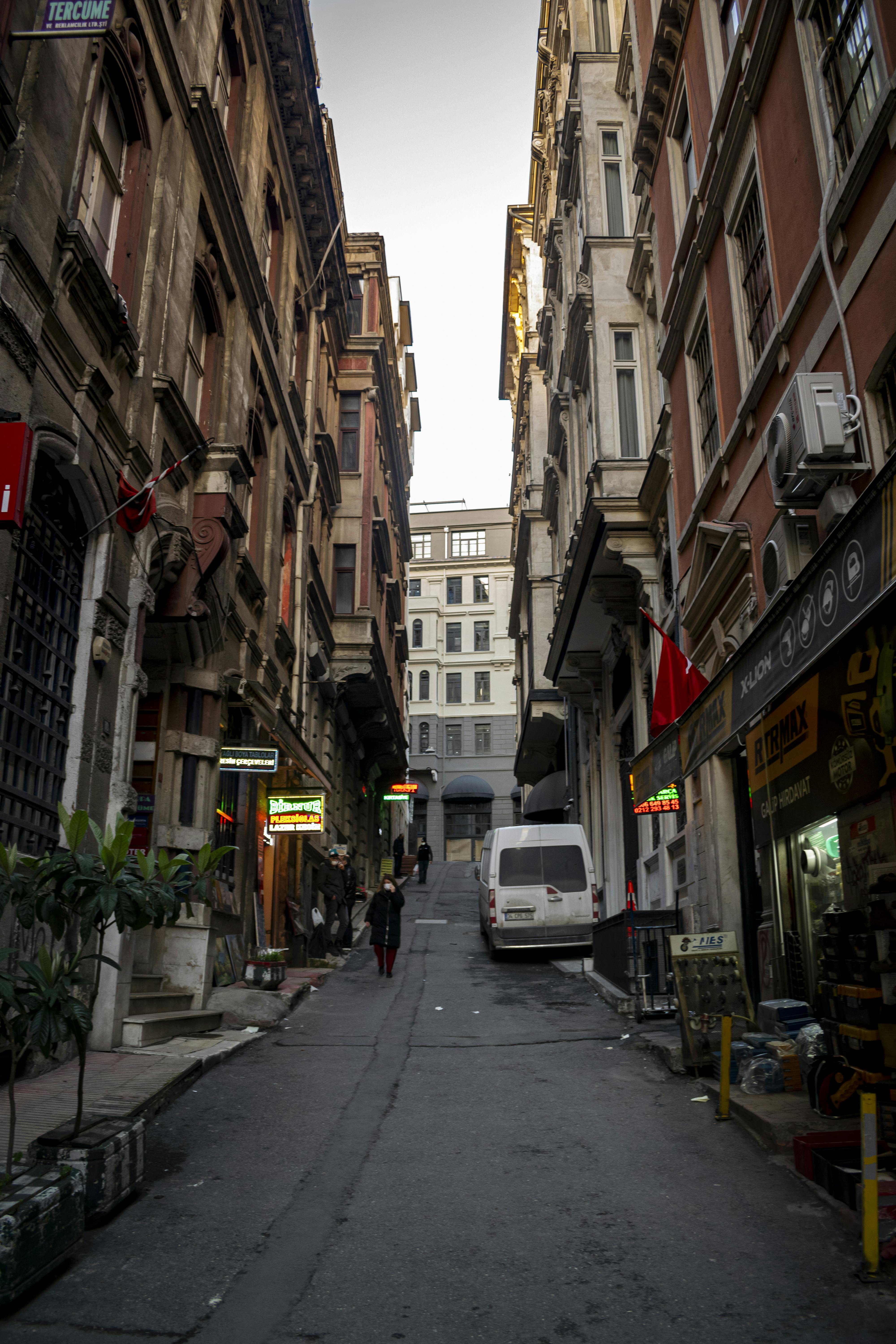 Inside of the Istanbul Streets · Free Stock Photo