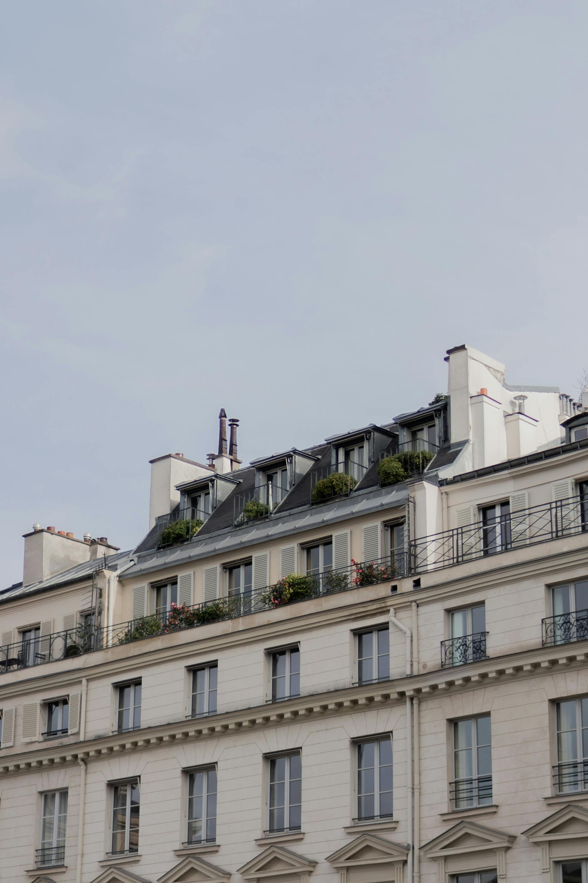 Yellow Residential Building · Free Stock Photo