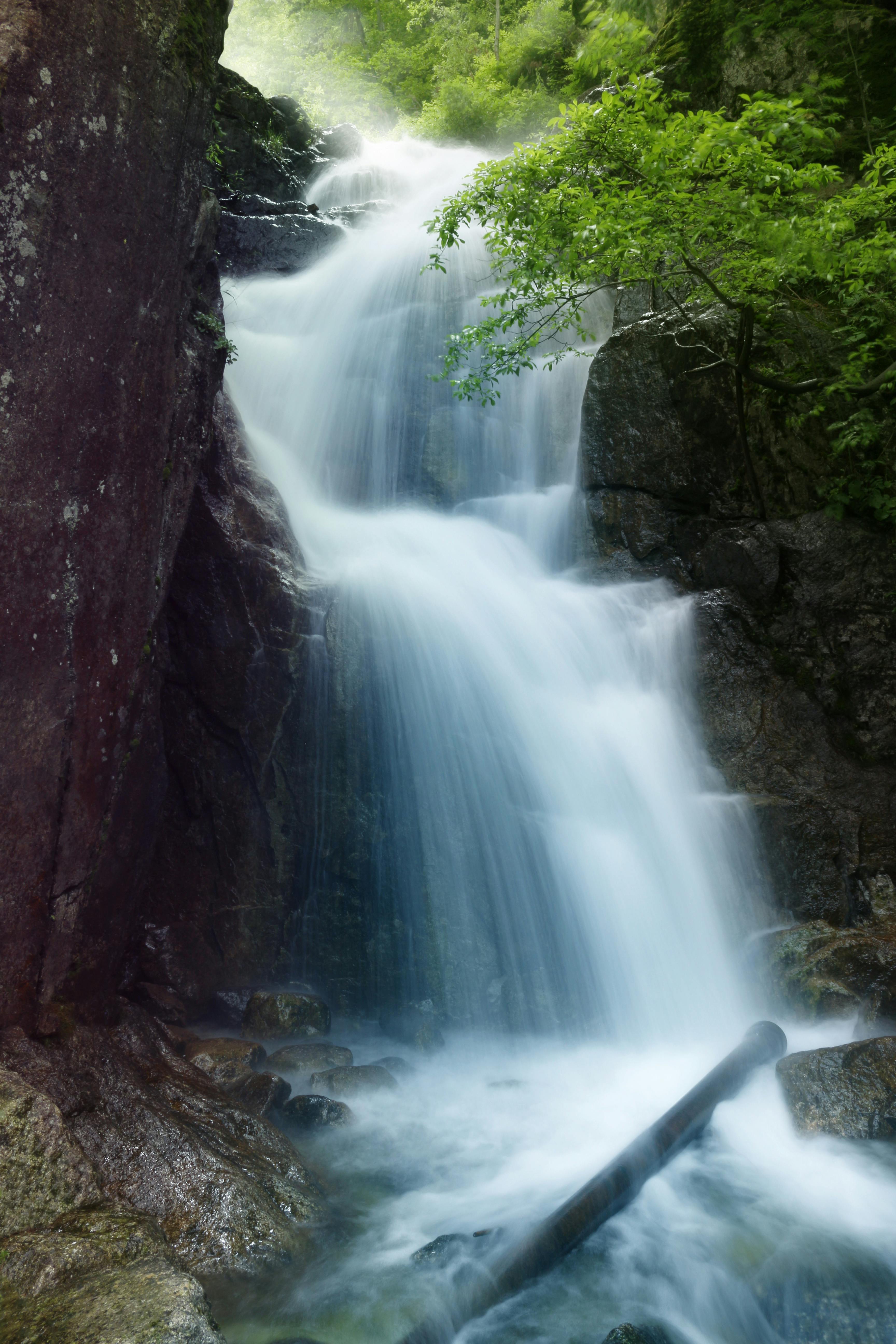 Water Falling Down At the Rocks · Free Stock Photo