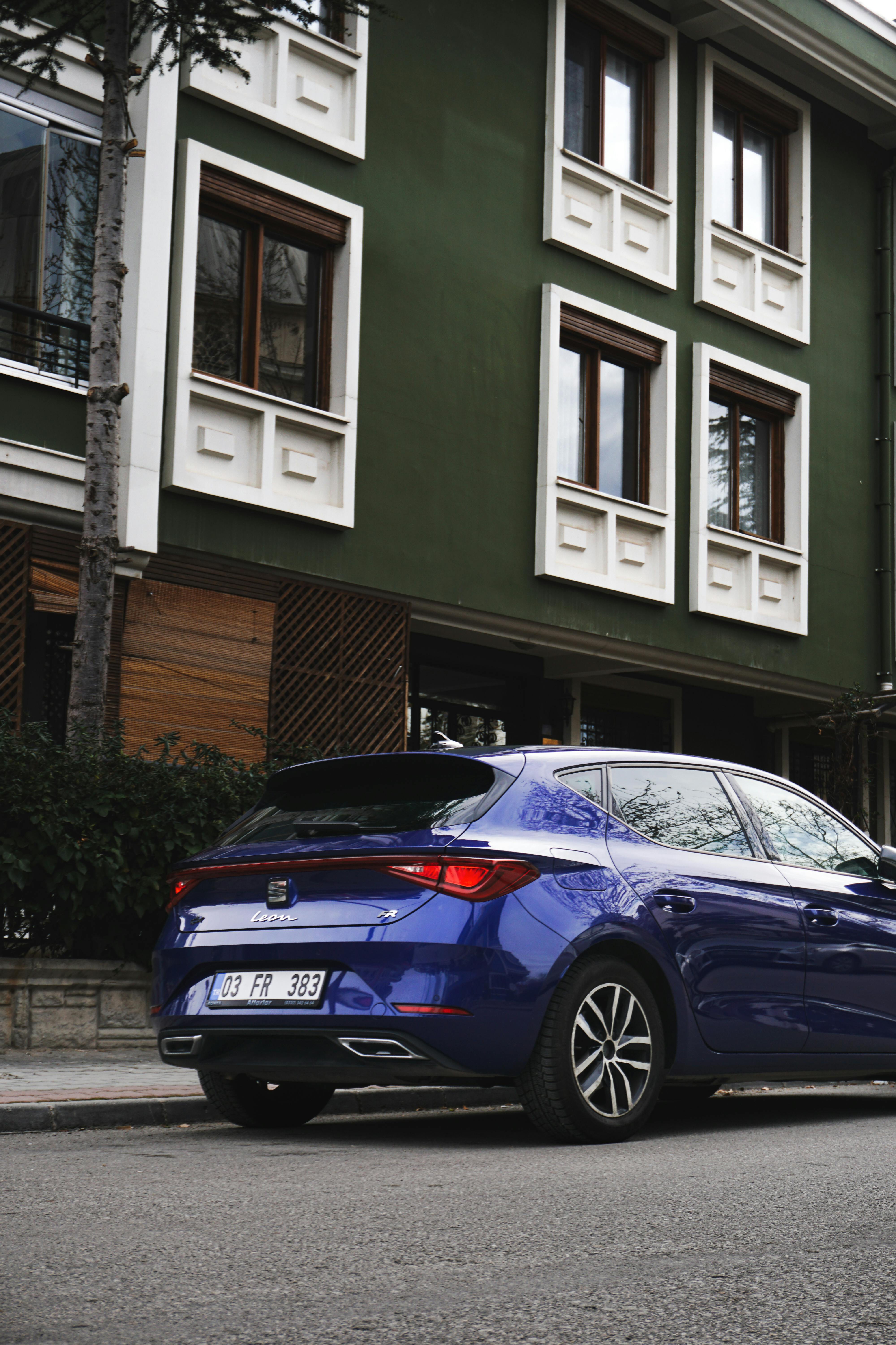Blue Seat Leon on Street · Free Stock Photo