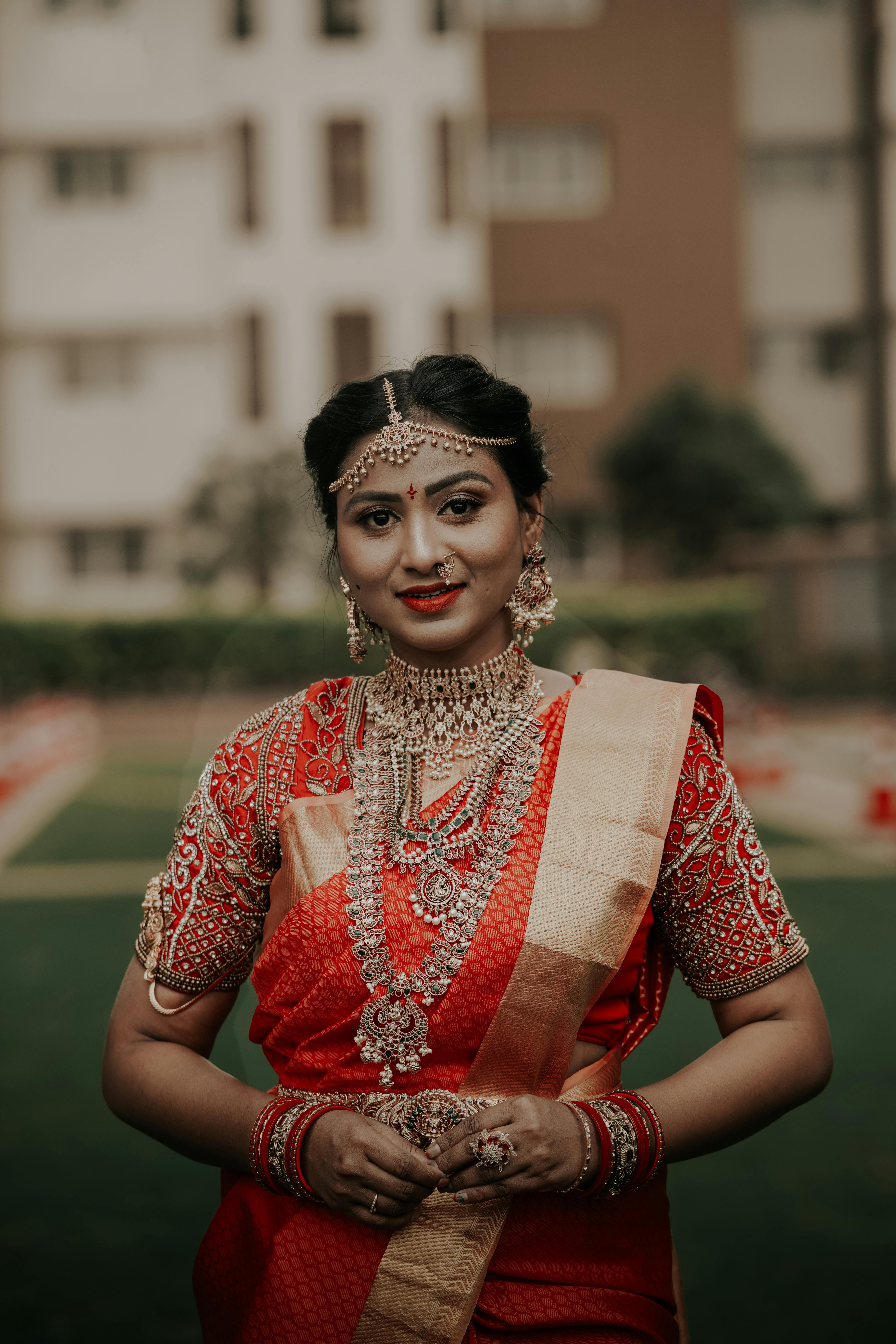 Sari Perempuan Photos, Download The BEST Free Sari Perempuan Stock ...