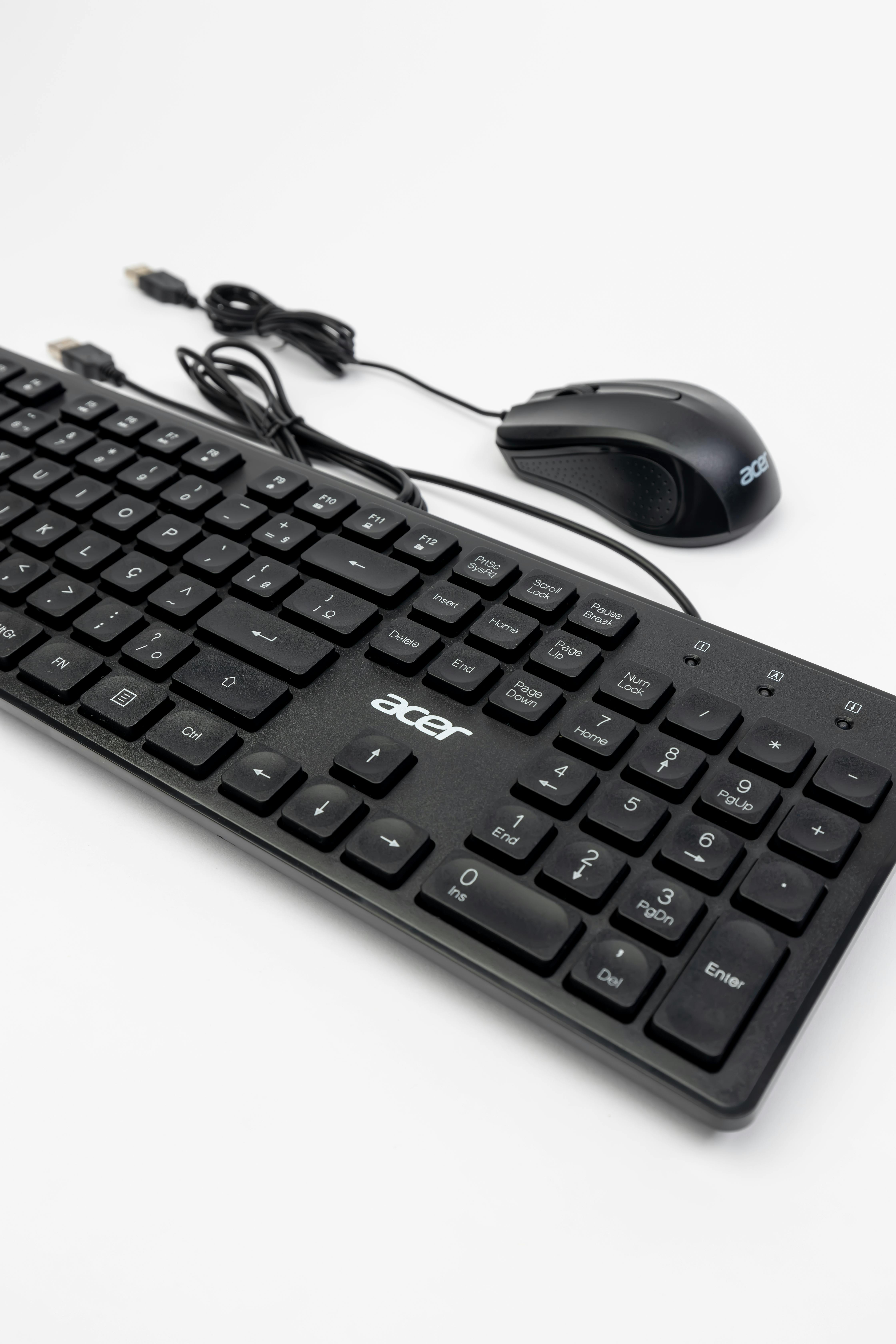 Keyboard and Mouse in a Studio · Free Stock Photo