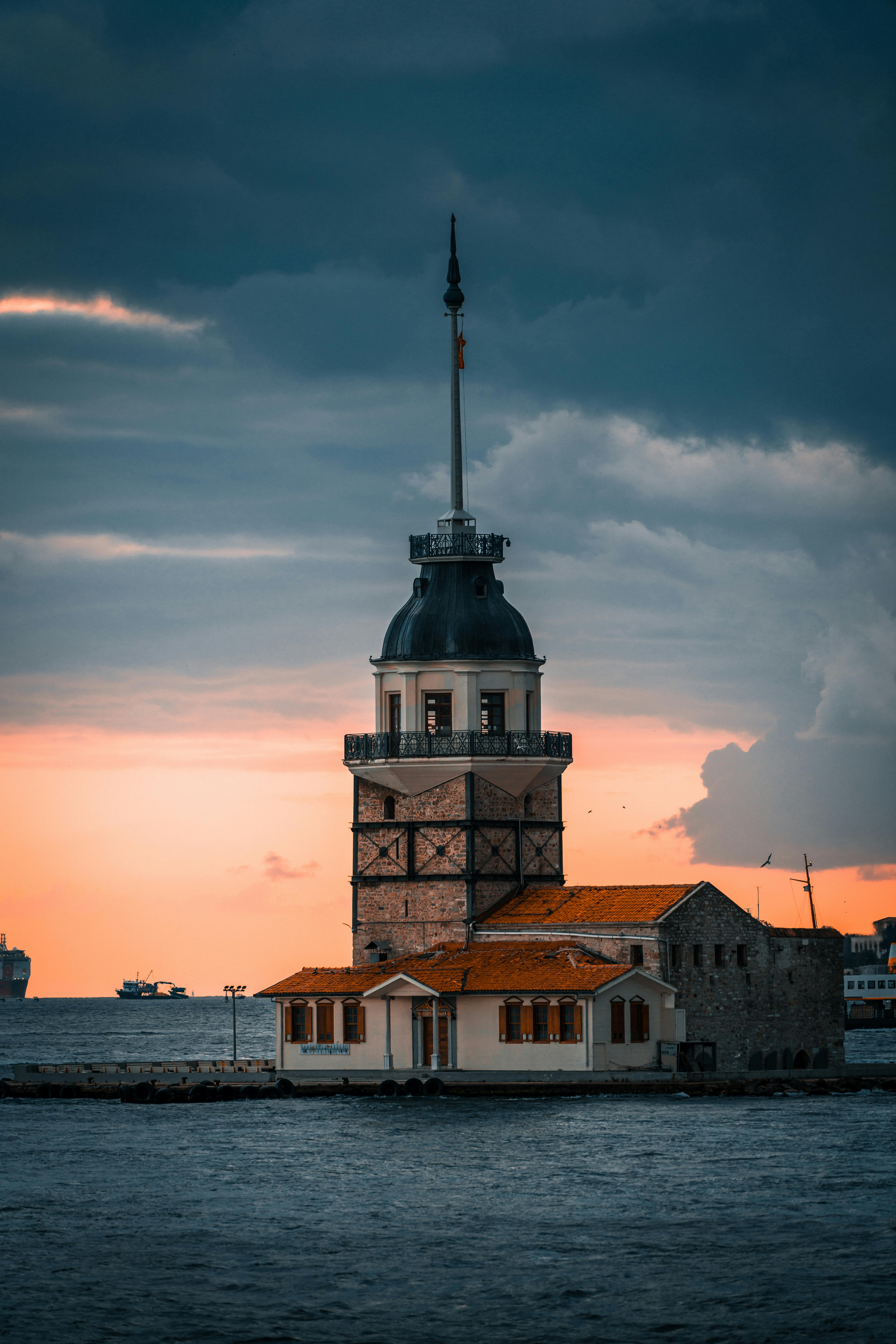 Lighthouse in a Port in Istanbul · Free Stock Photo