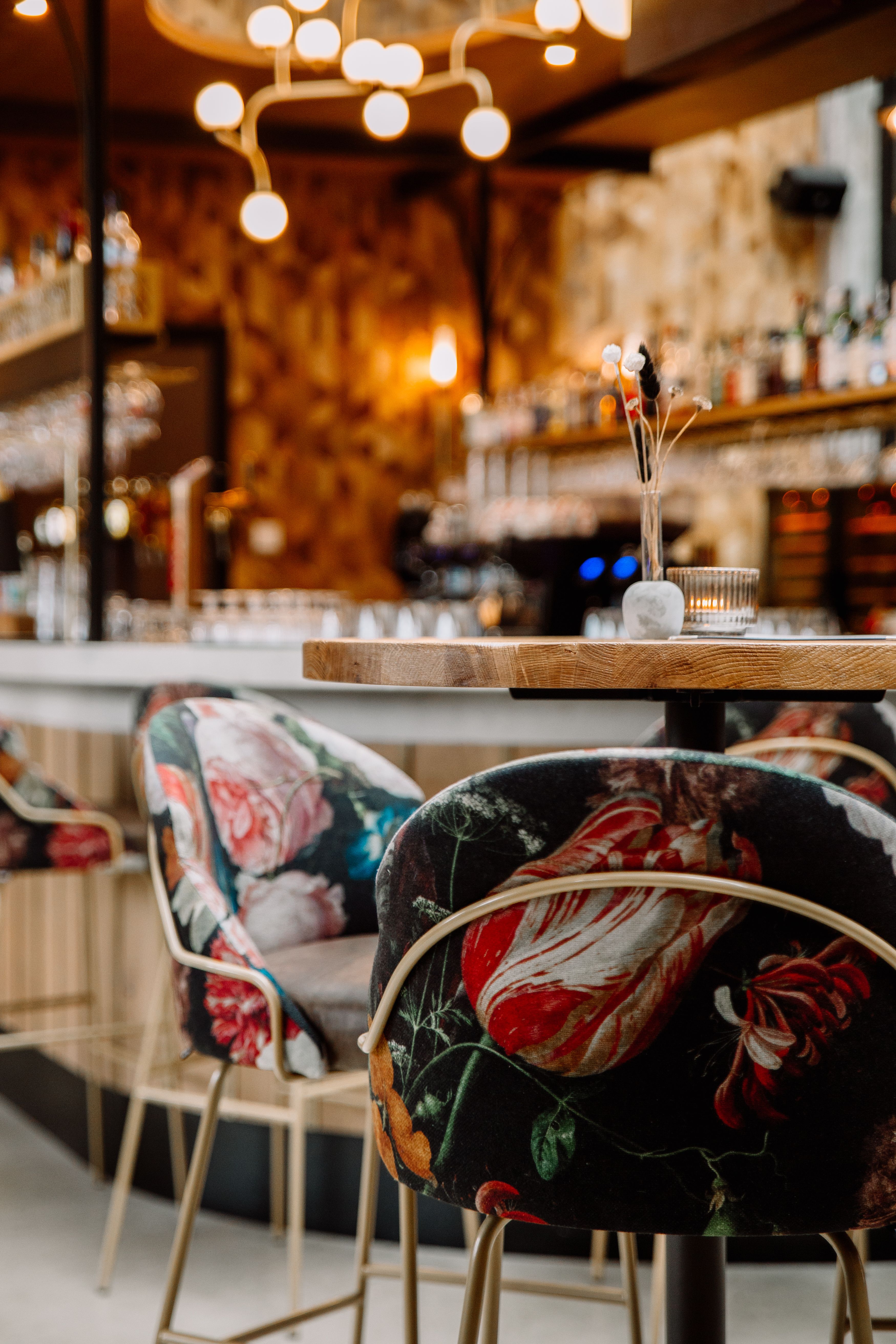 Bar Counter Photo · Free Stock Photo
