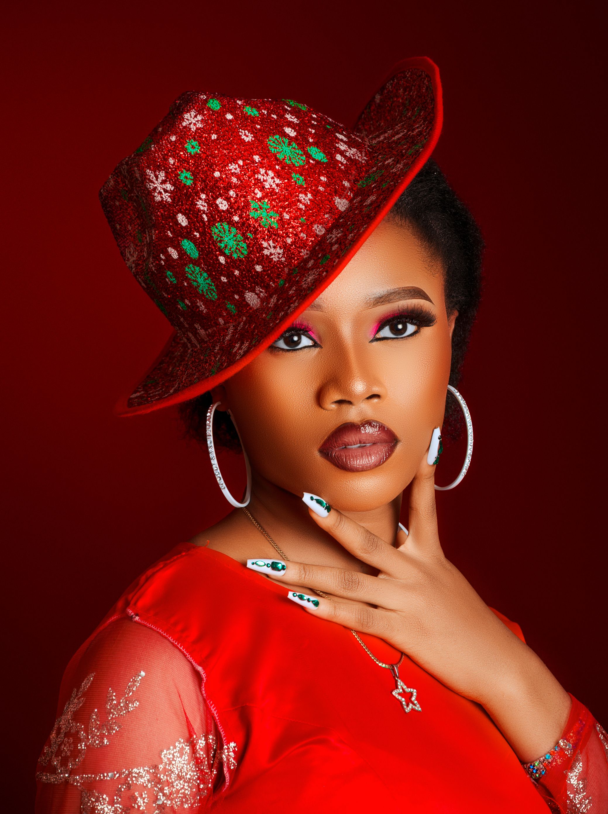 Portrait of Woman in Red Hat · Free Stock Photo