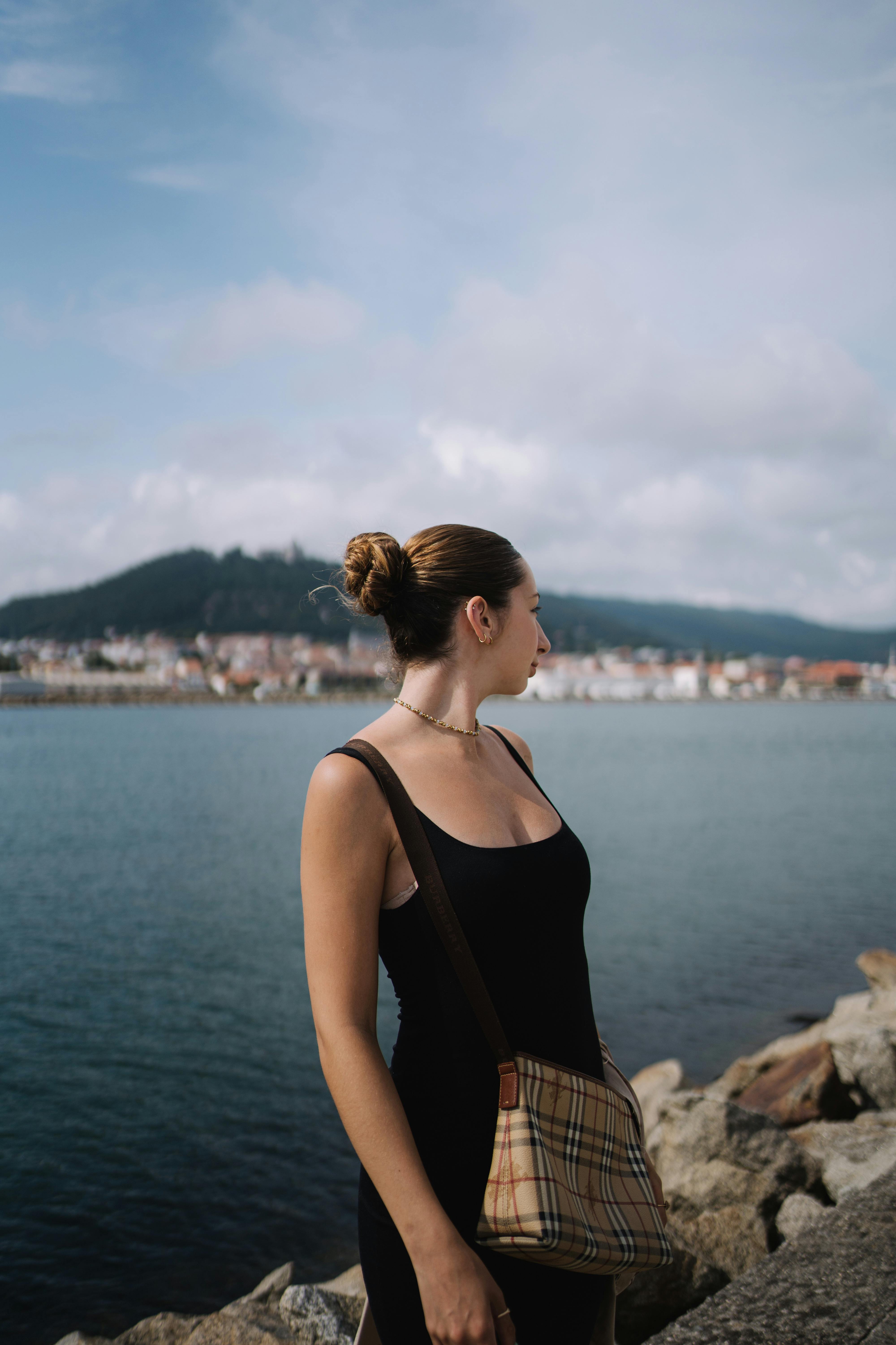 Seaside Library Photos, Download The BEST Free Seaside Library Stock ...