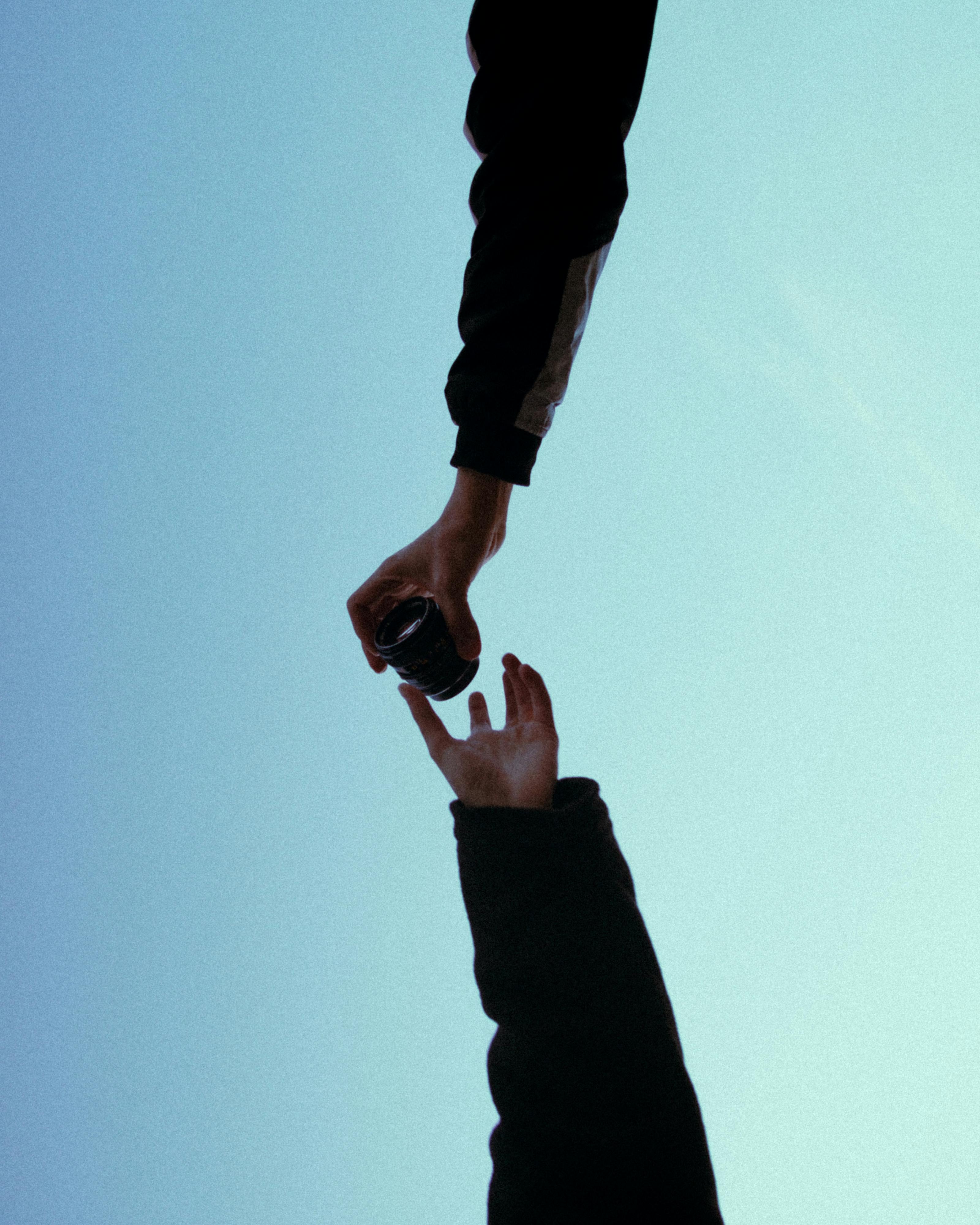 Hands with Lens · Free Stock Photo