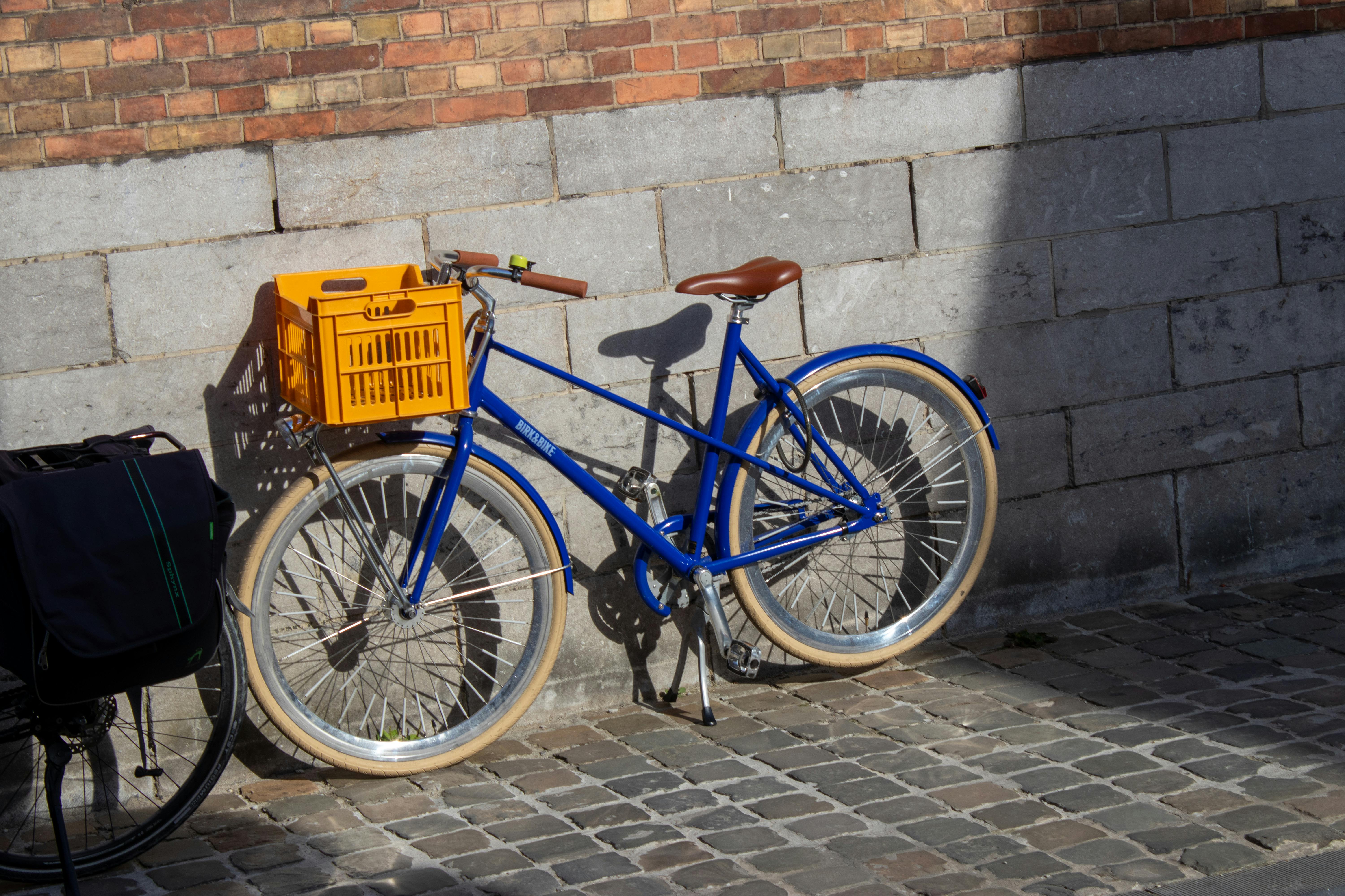 Bicycle with Plastic Crate · Free Stock Photo