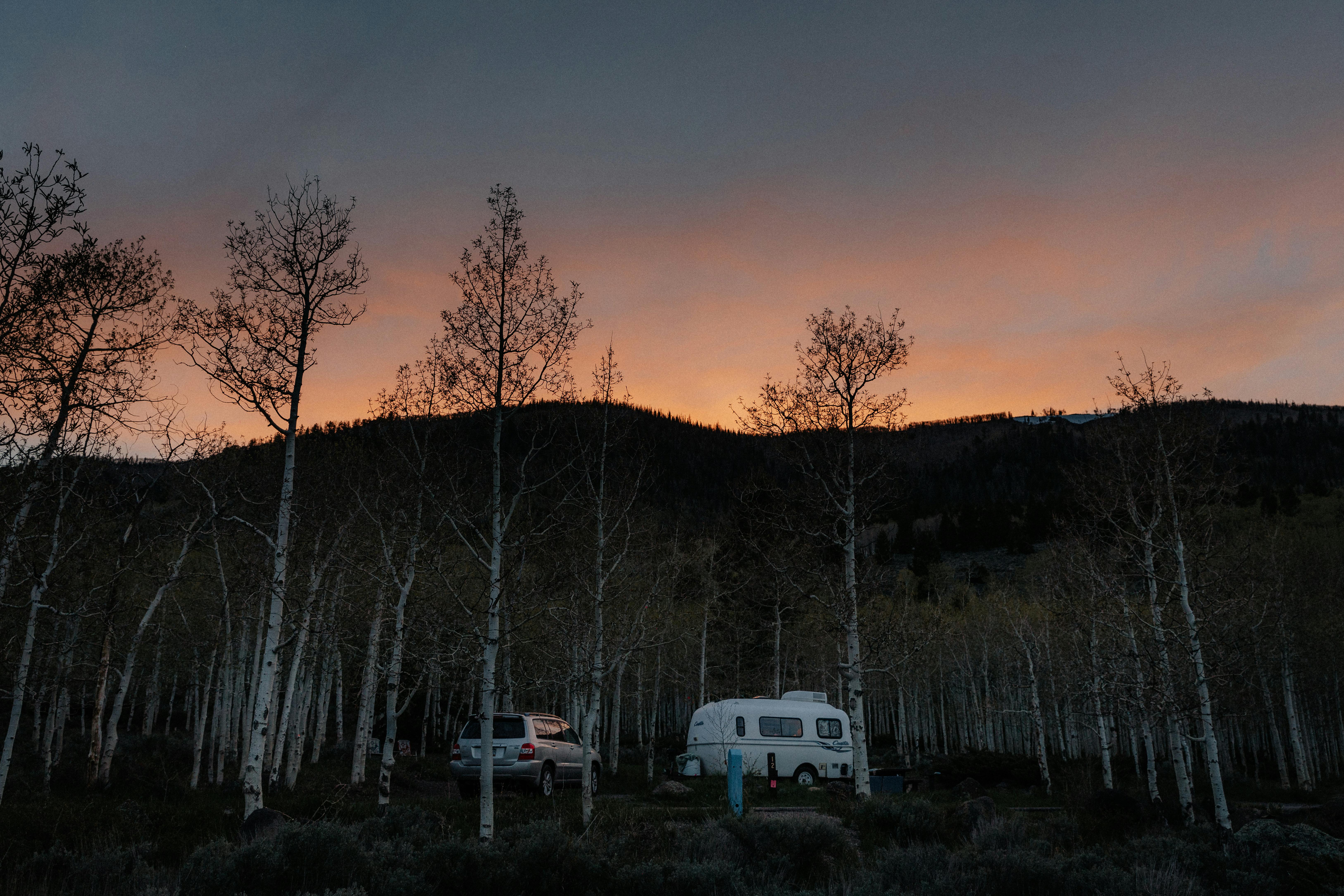 A Camper Van at Sunset · Free Stock Photo
