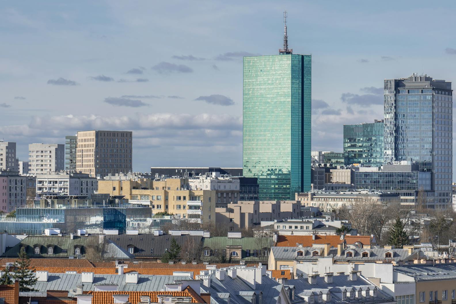 List of Banks in Poland: Services and Information