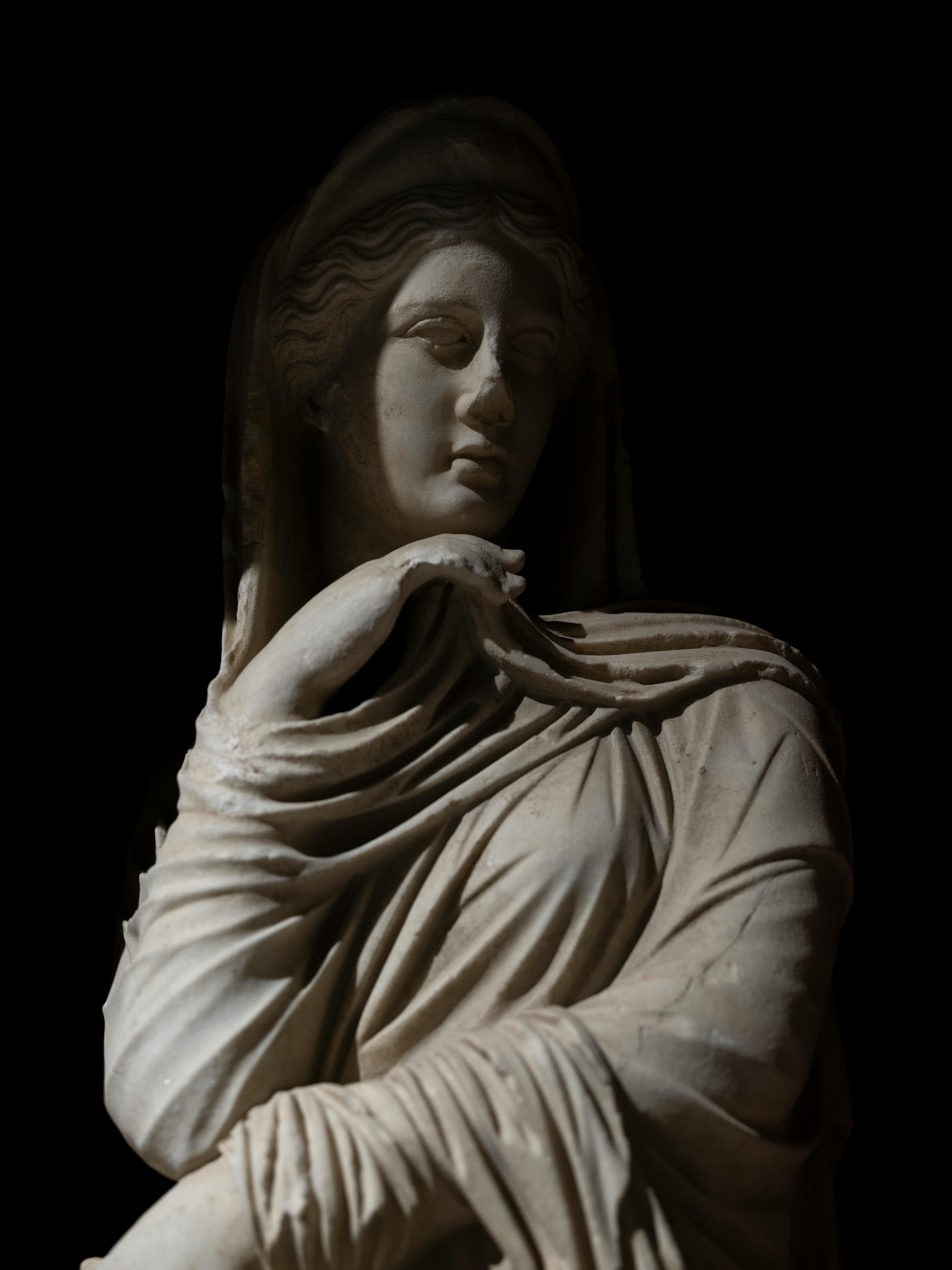 Religious Statuette · Free Stock Photo