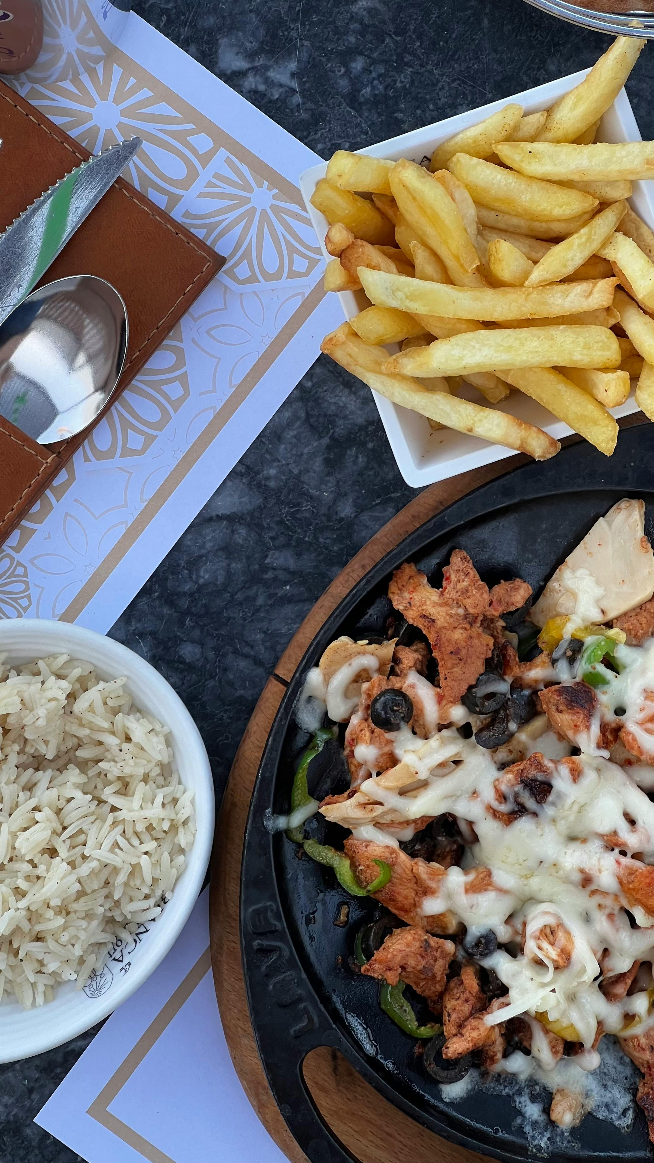 Chicken Sizzler Photos, Download The BEST Free Chicken Sizzler Stock ...