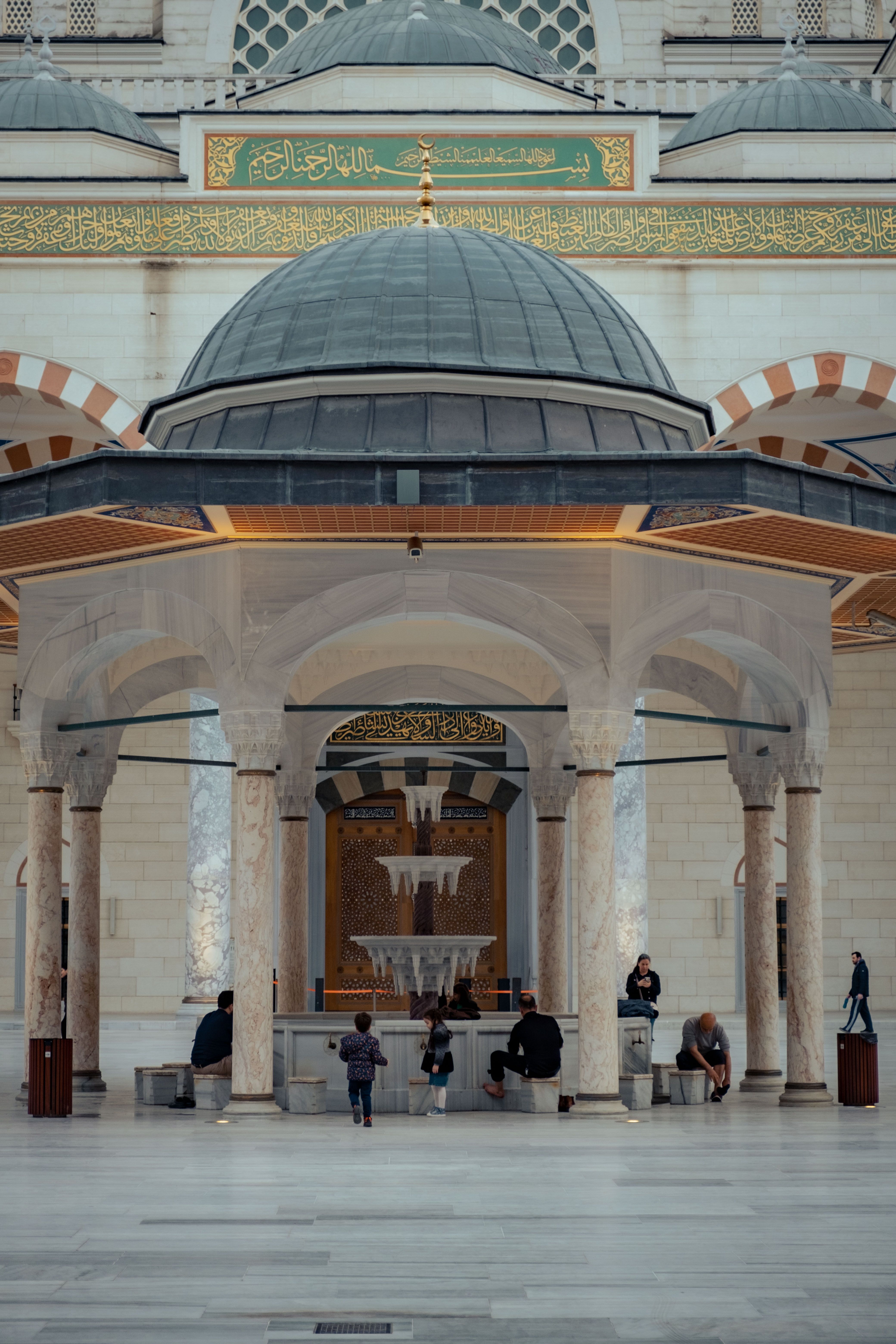 Ablution Area of Camlica Mosque · Free Stock Photo