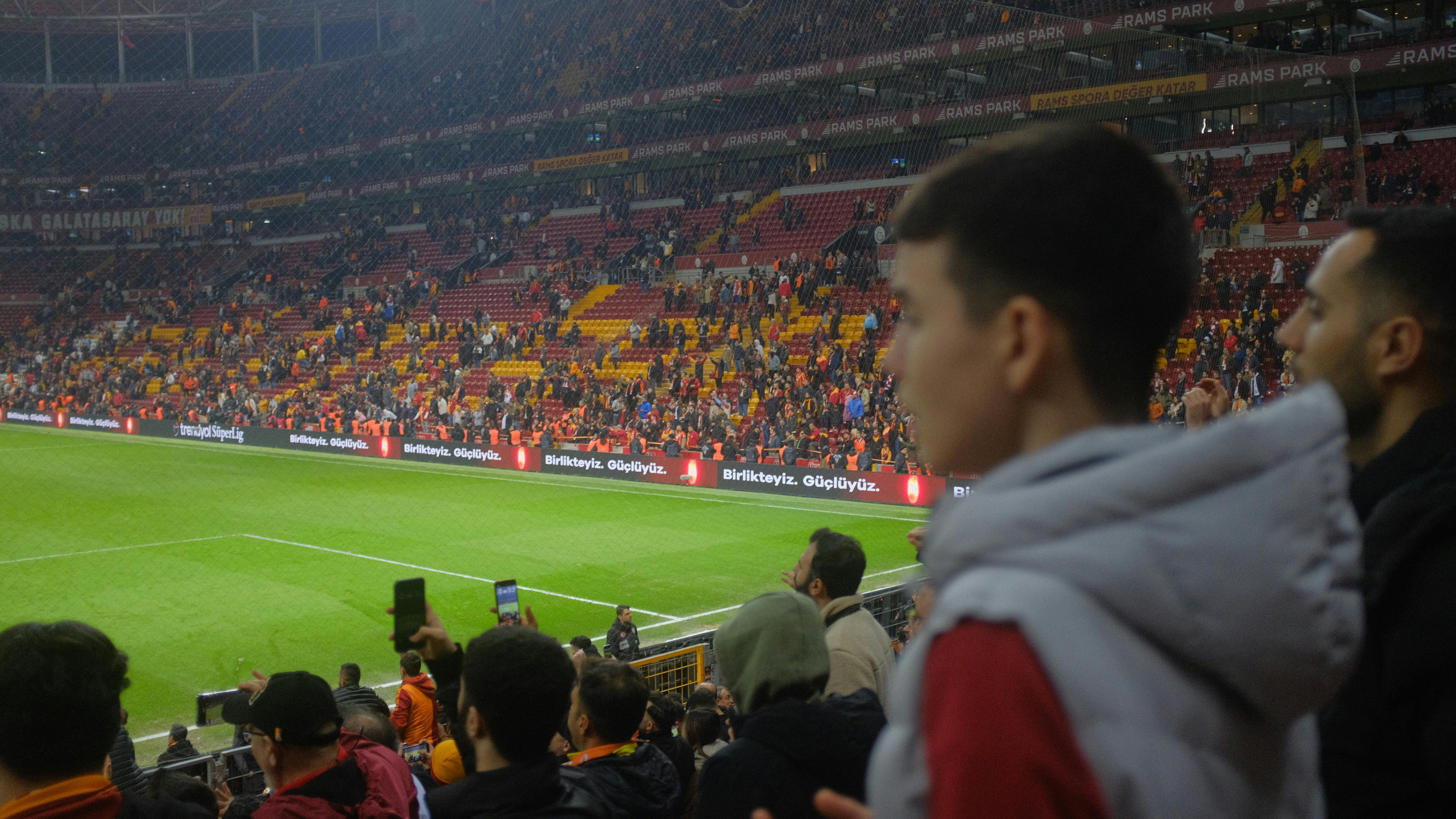Crowd at Stadium on Galatasaray Match · Free Stock Photo