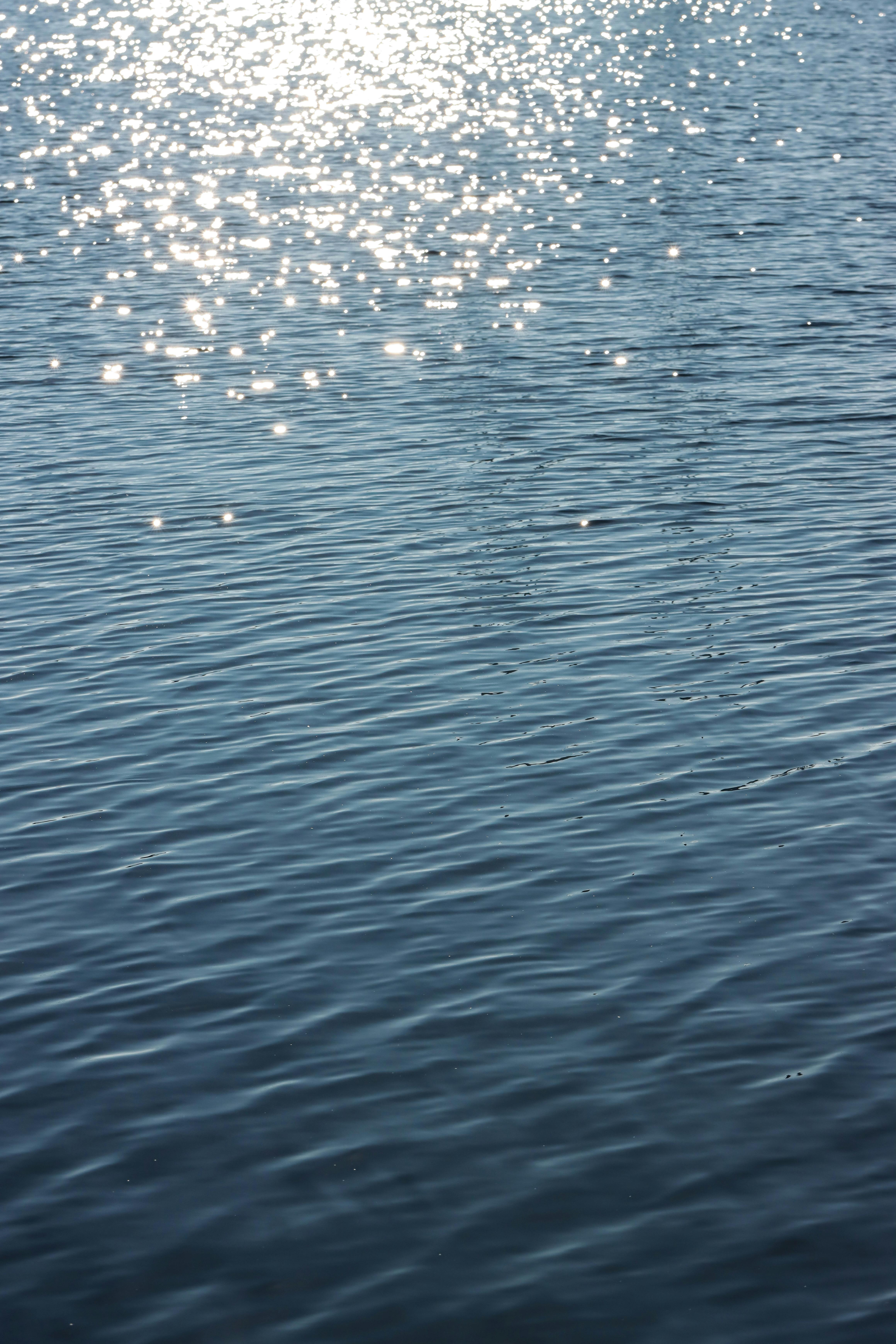 Sunlight Reflection in a Water · Free Stock Photo
