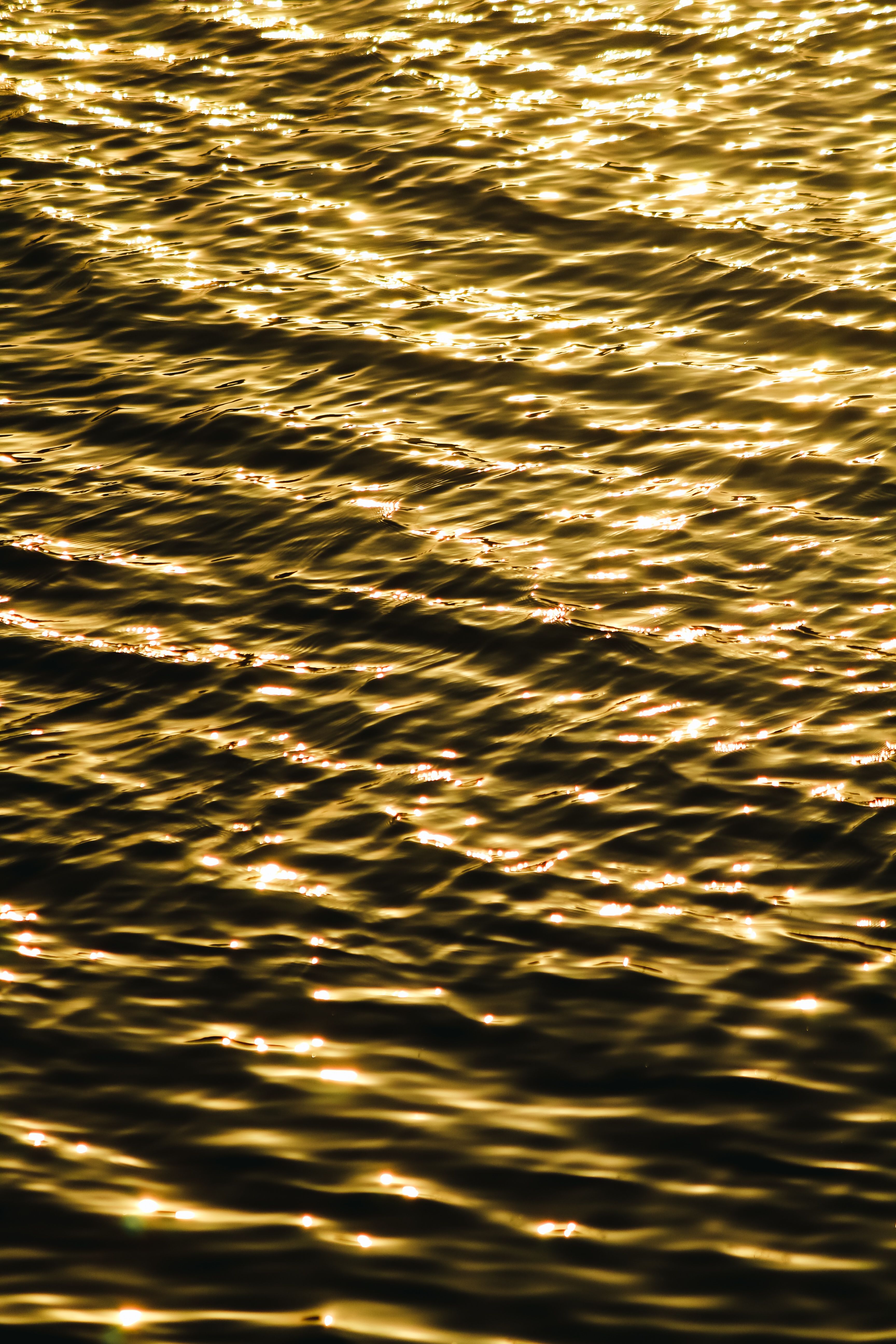 Wavy Water at Sunset · Free Stock Photo