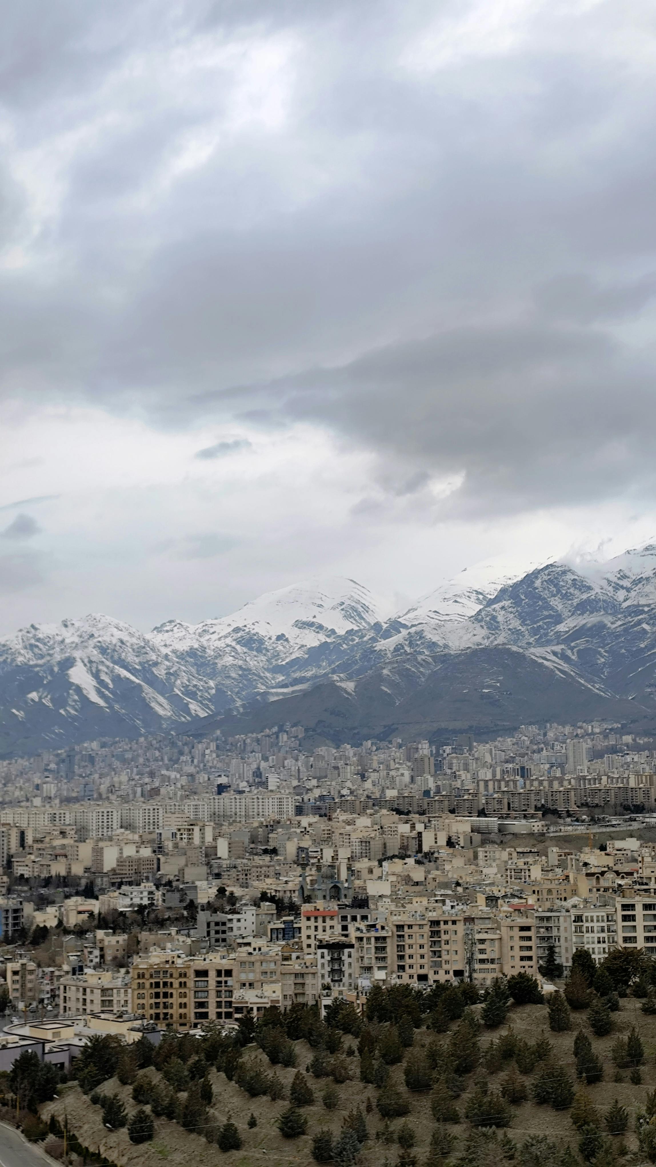 Cityscape of Tehran and Mountains behind · Free Stock Photo