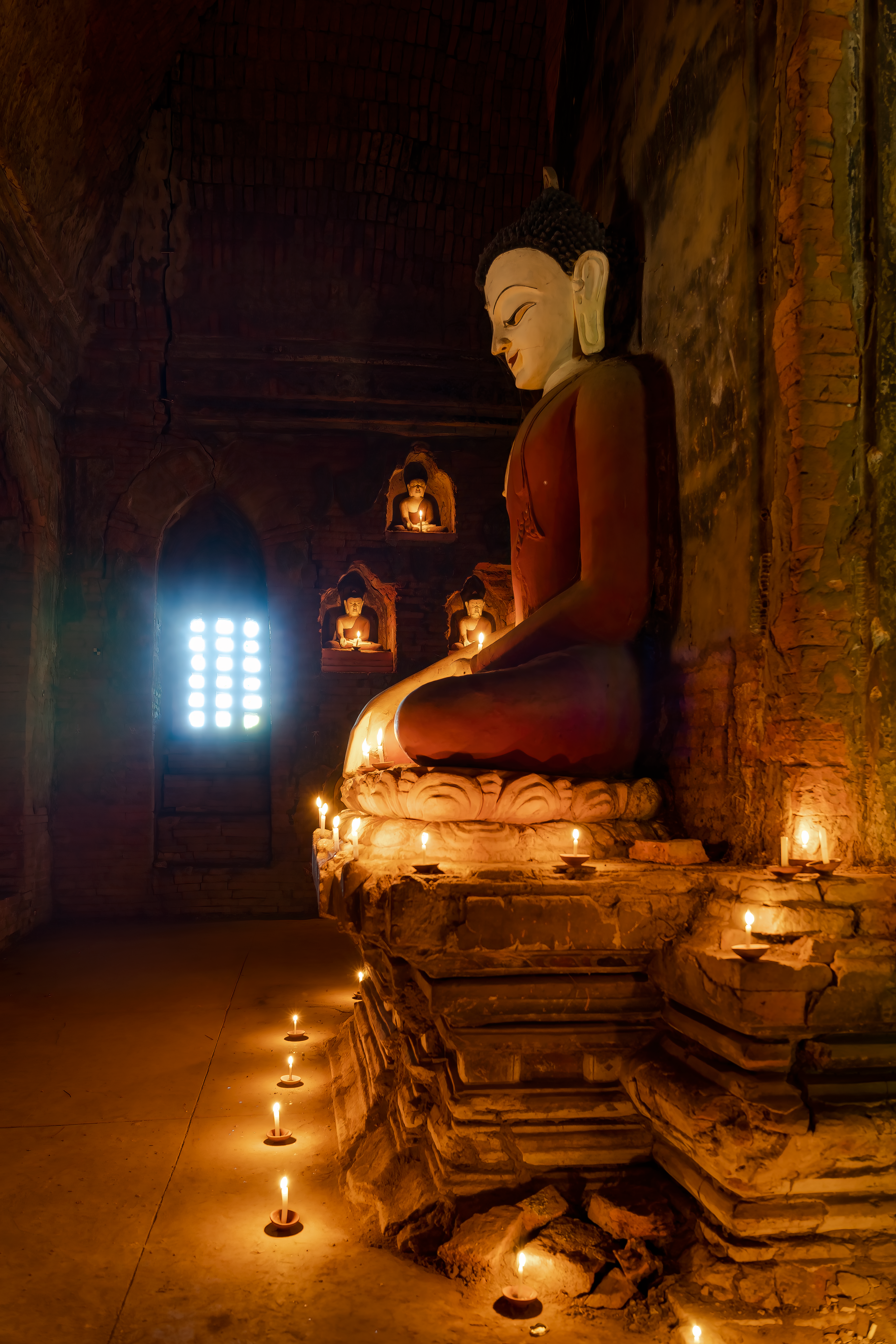 Buddha Statue in Bagan · Free Stock Photo