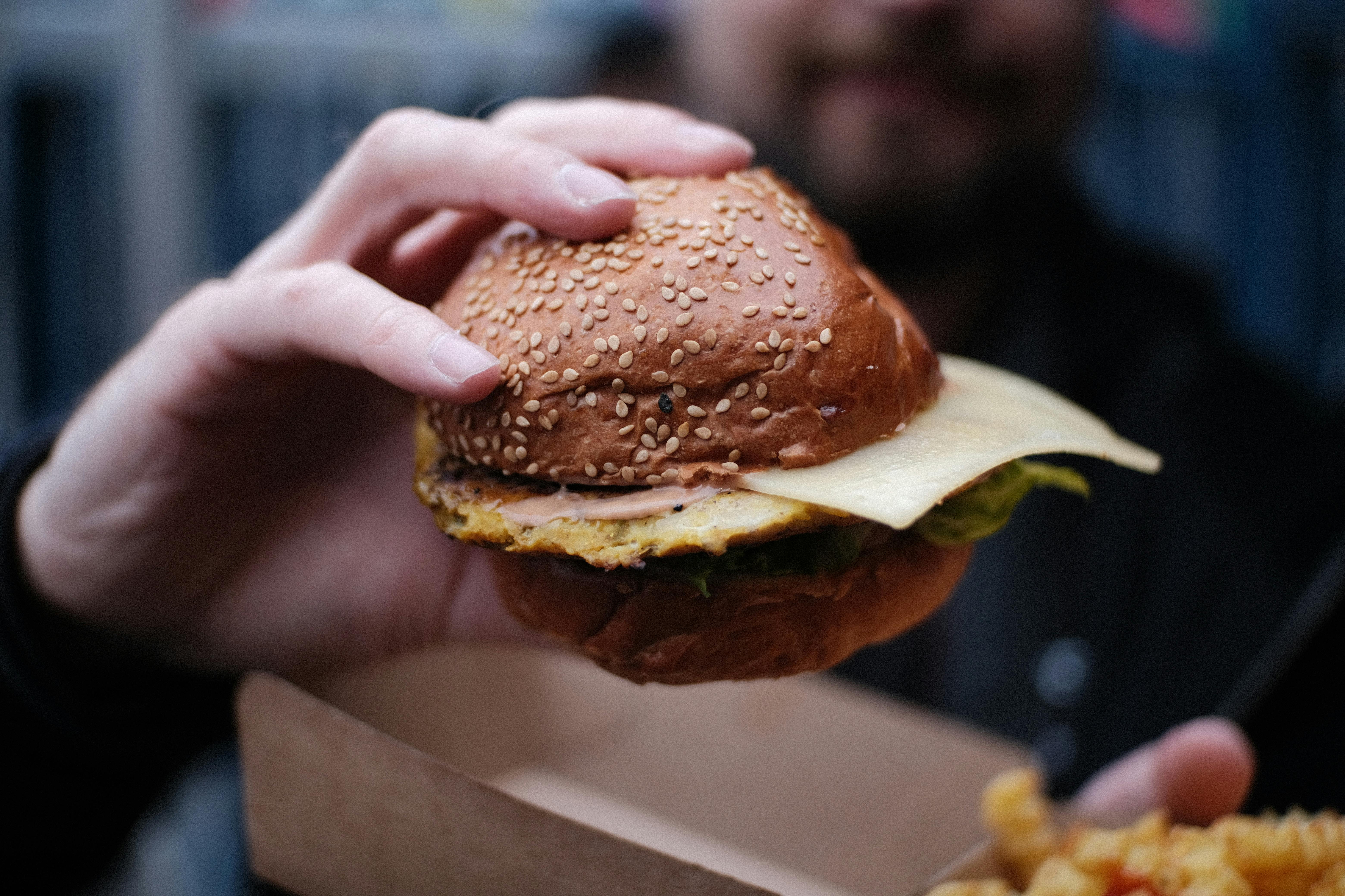 Mcdo Burger Photos, Download The BEST Free Mcdo Burger Stock Photos ...