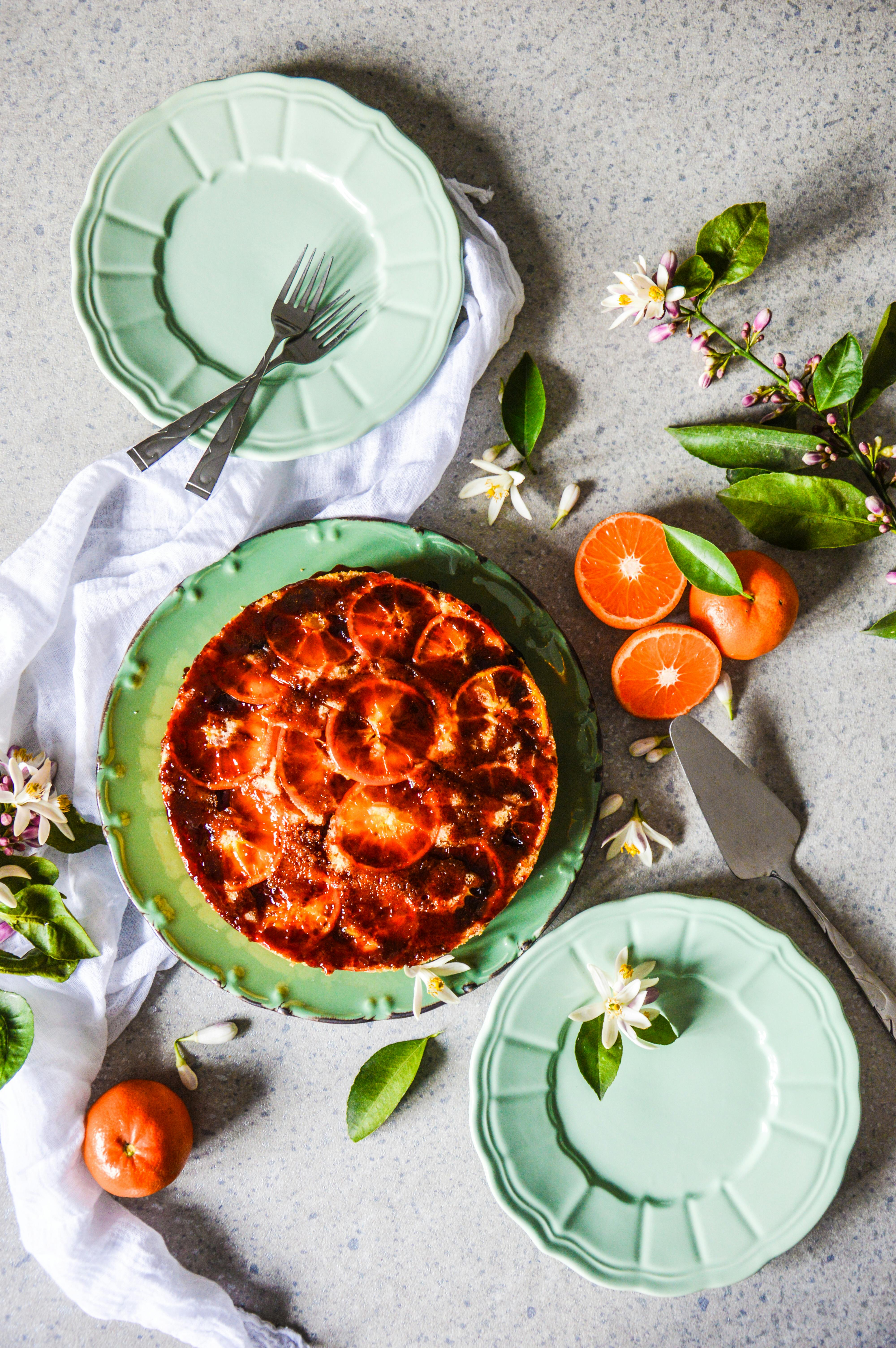 Tangerine Pie Served with Green Plates · Free Stock Photo