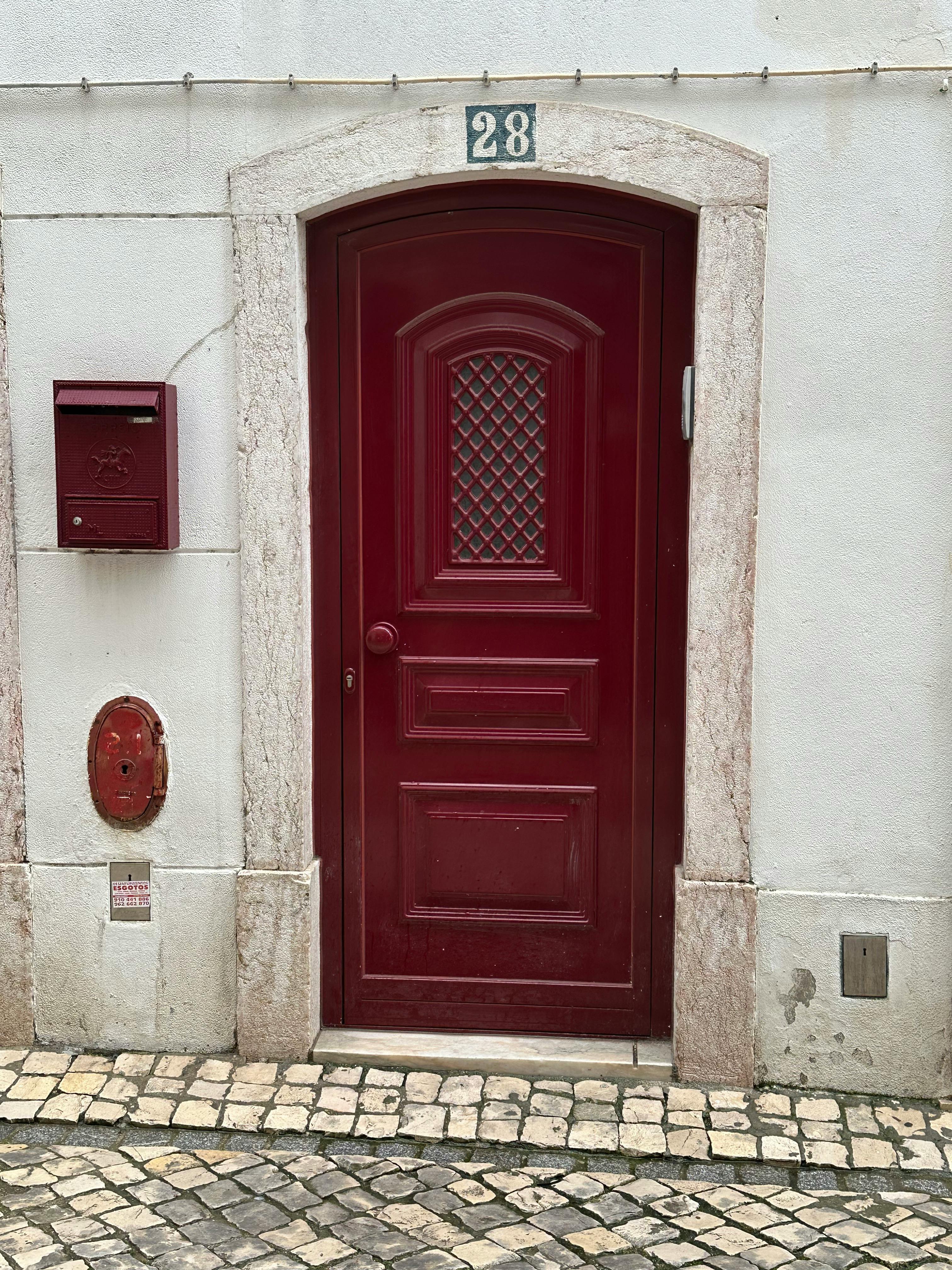 Red, Closed Door in Vintage Building · Free Stock Photo