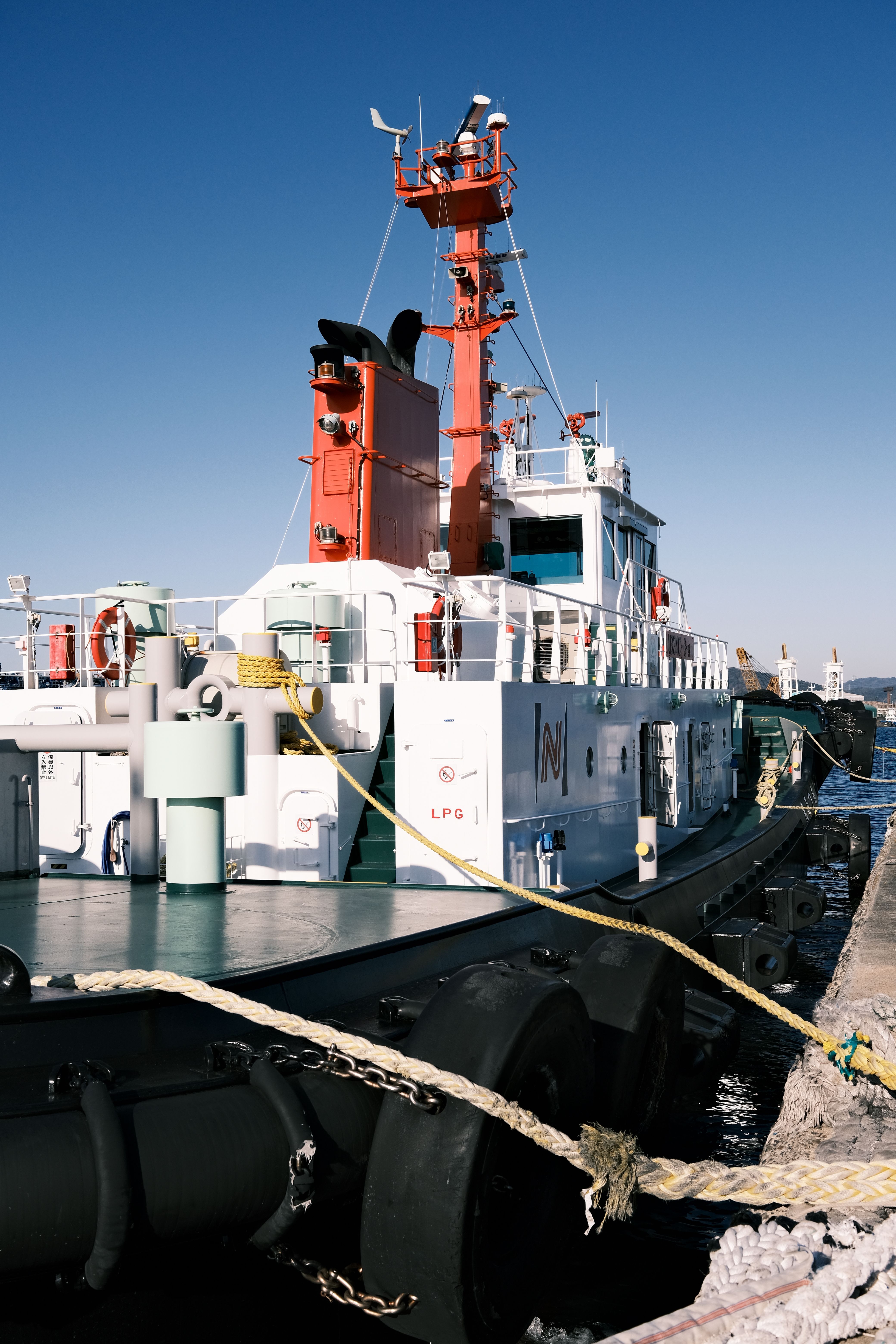 Ship in Harbor · Free Stock Photo
