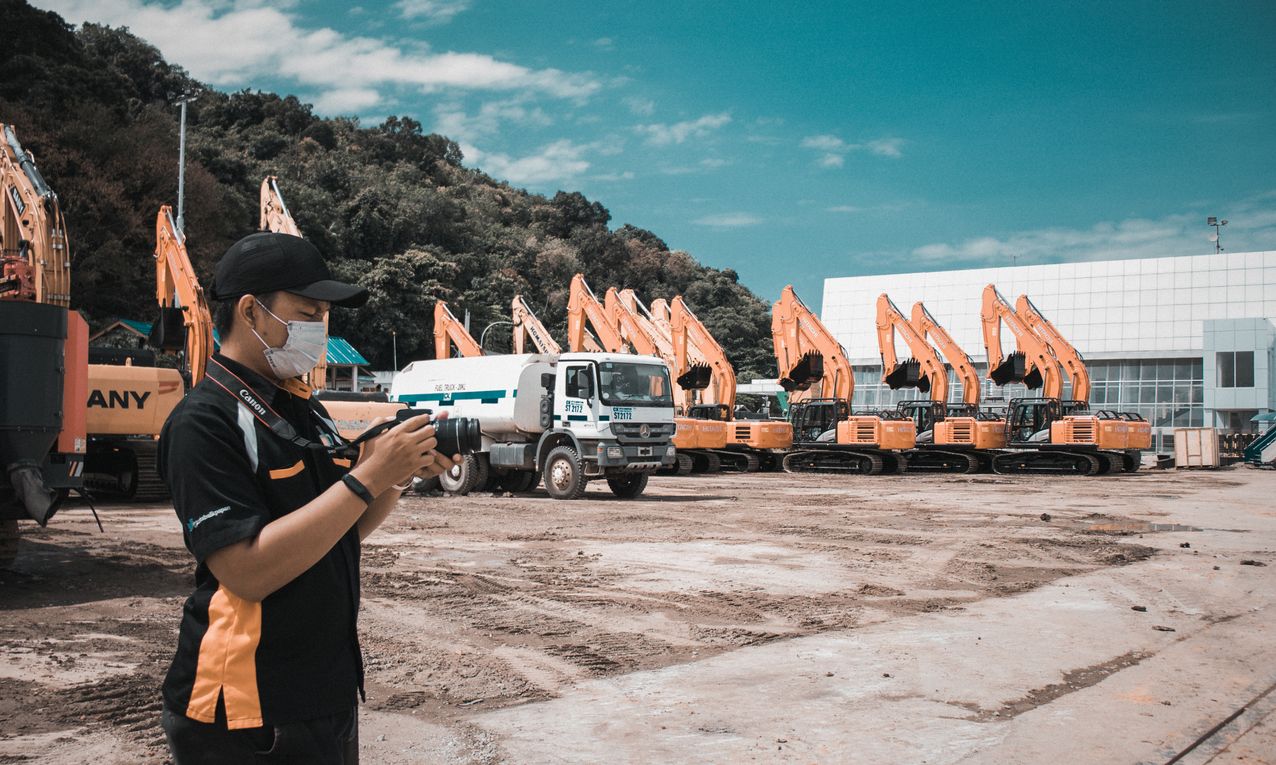 Dragline Excavator Overview: Operation and Applications