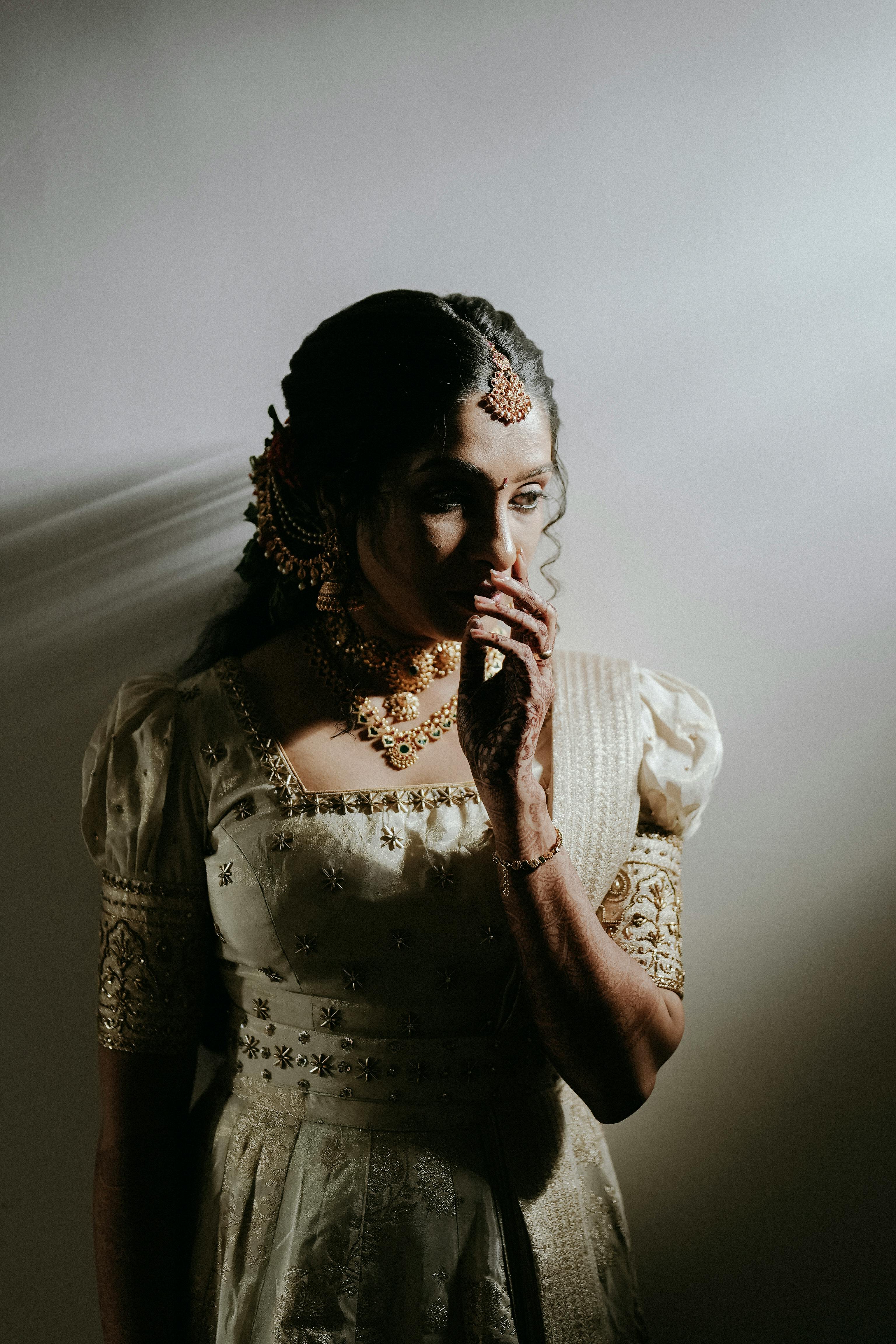 Women Singer Shadow Photos, Download The BEST Free Women Singer Shadow ...