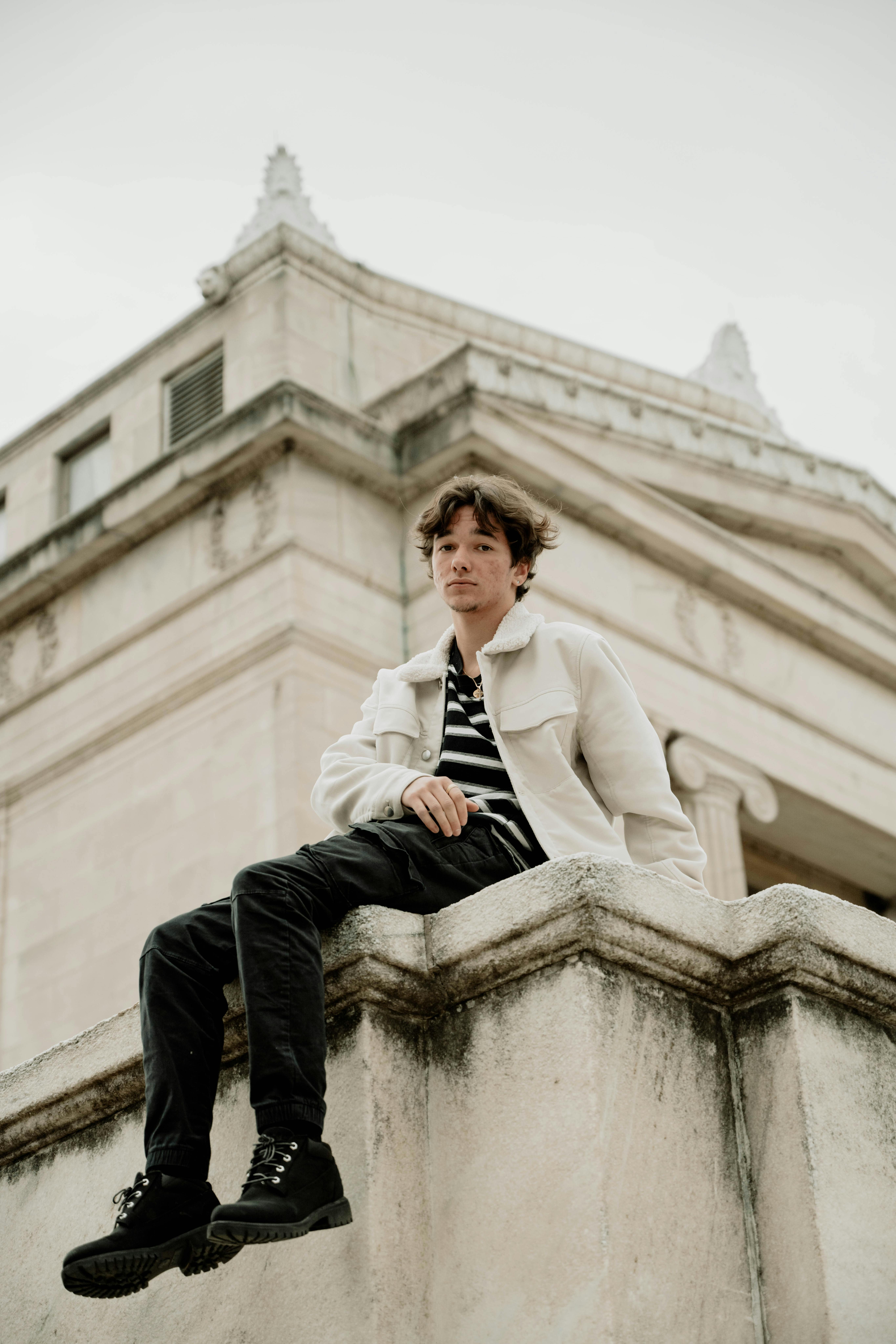 Person On Wall Photos, Download The BEST Free Person On Wall Stock ...